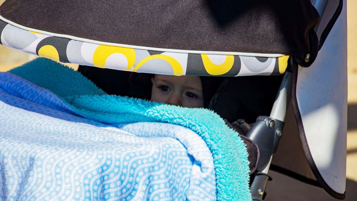 Don’t Put A Blanket Over Your Baby’s Stroller This Summer