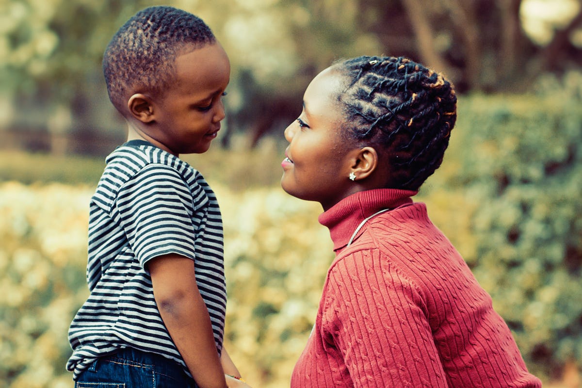 We Can Start Teaching Kids To Clean Up Their Own Messes When They’re Babies