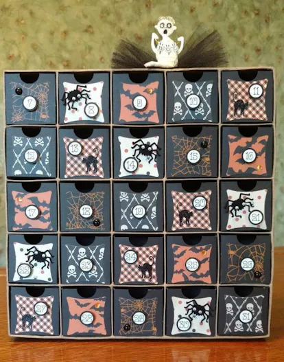 People Are So Hype For Fall That Halloween Advent Calendars Are Already ...
