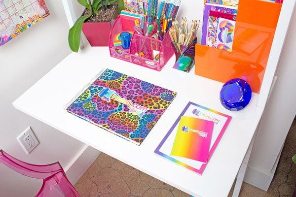 Rent This Lisa Frank-Themed Apartment And Make All Your Childhood ...