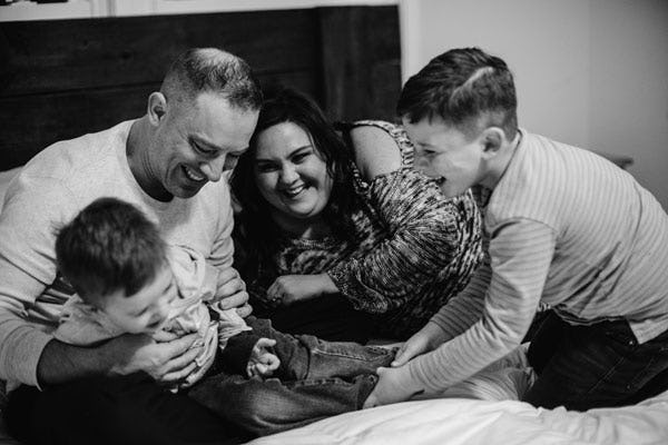 Please Don’t Let Body Shame Keep You Out Of Family Photos