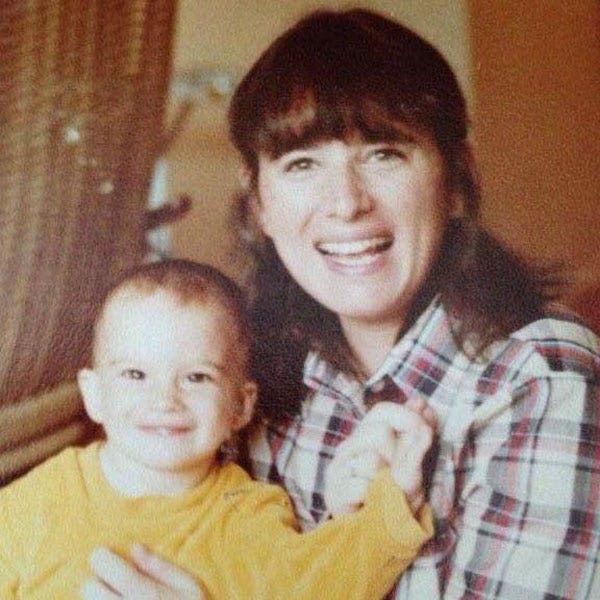 Growing Up With A Single Mom Made Me A Bada**