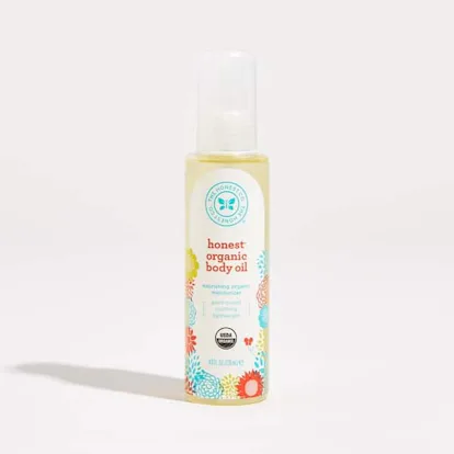 Your Baby’s Sensitive Skin Will Loooove These 15 All-Natural Massage Oils