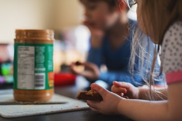 A Parent’s Complete Guide To Common Food Allergies In Kids
