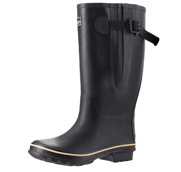 15 Pairs Of *Cute* Rain Boots And Shoes That Will Have You Wishing For ...
