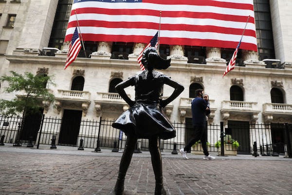 Someone Put RBG’s Collar On The ‘Fearless Girl’ And It’s So Perfect