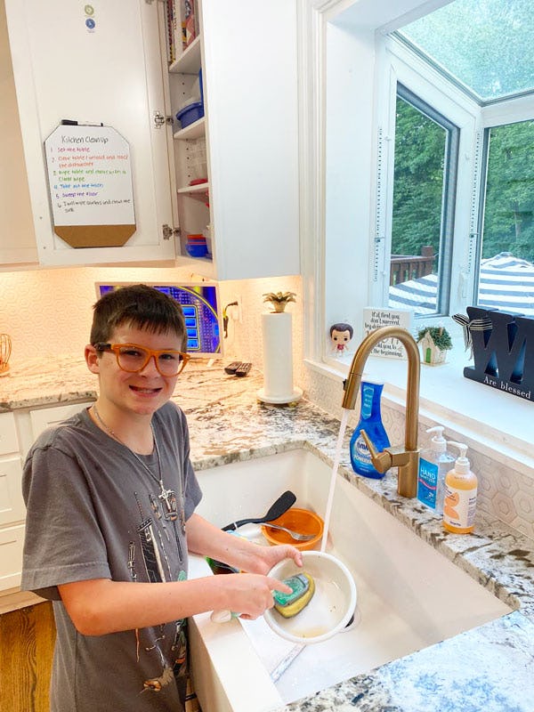 PSA: Doing The Chores Yourself Because It’s Easier Will Come Back To ...