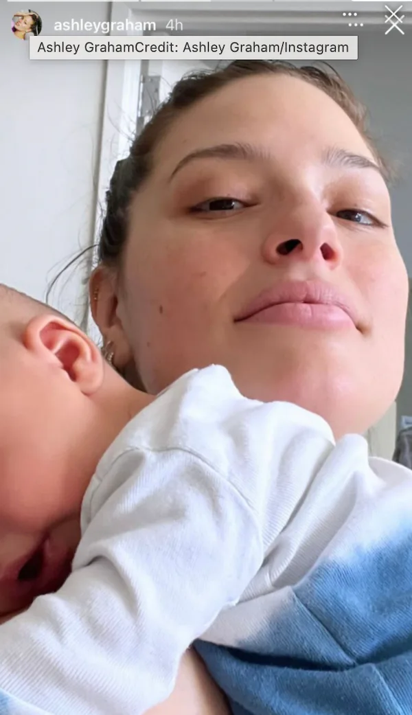 Ashley Graham Shows Off Her Amazing Tandem Breastfeeding Skills