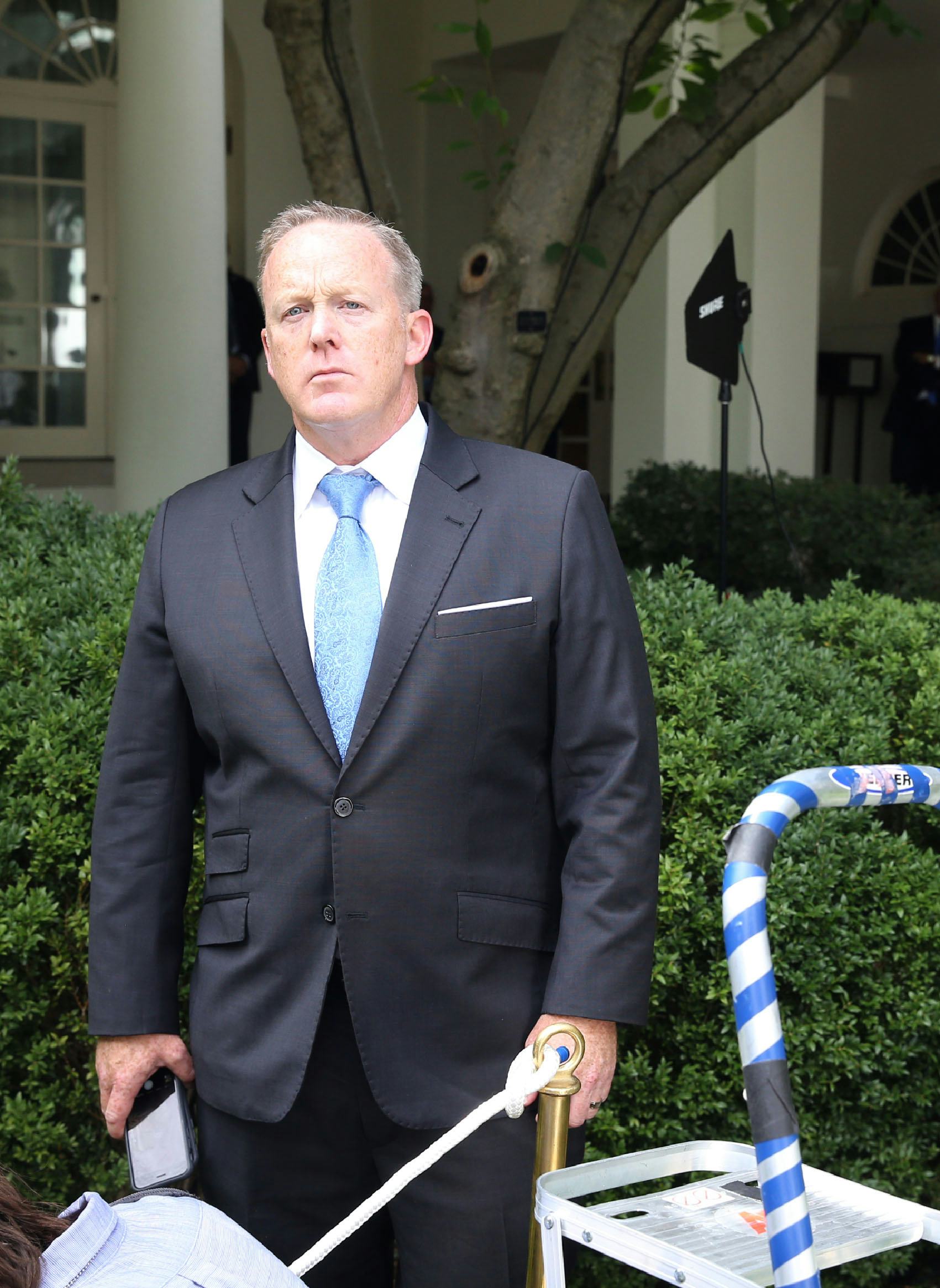 11 Hilarious Political Costumes For 2017, Because You Might As Well Laugh