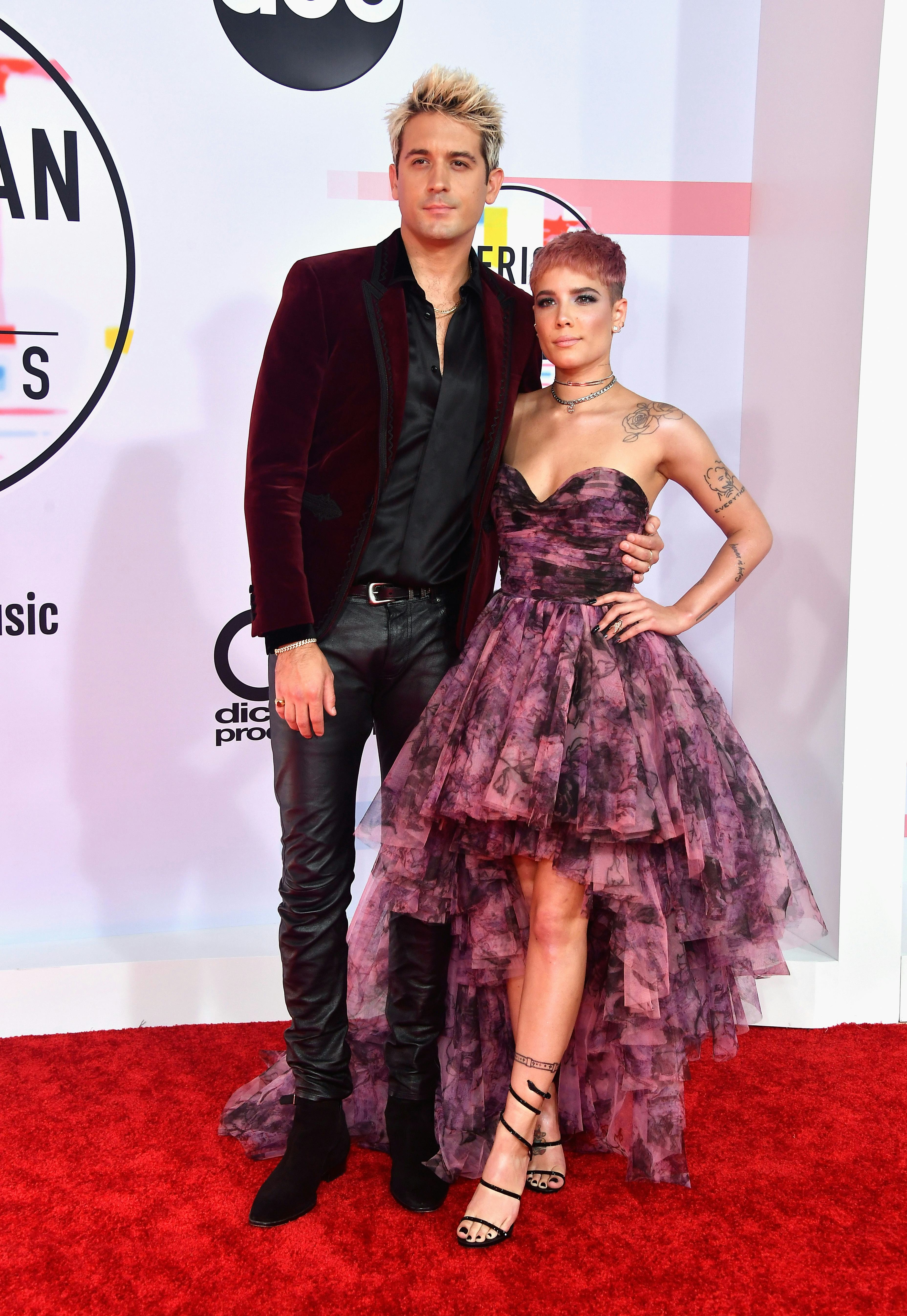 All The Looks At The 2018 AMAs That You Don't Want To Miss — PHOTOS