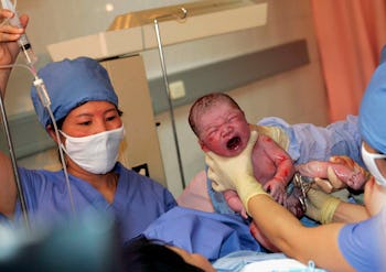 14 Quotes About Giving Birth That'll Empower You