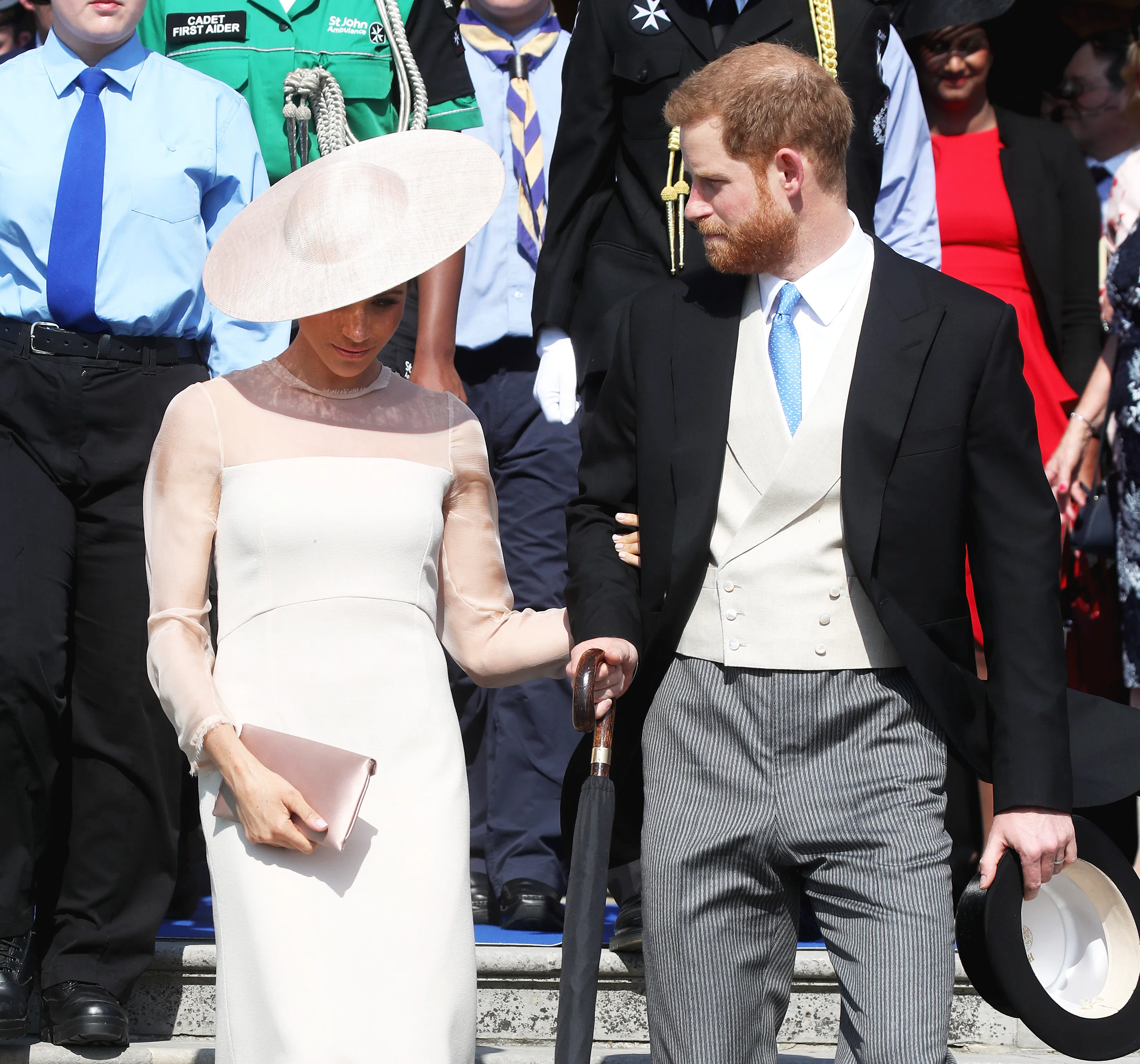 13 Photos Of Prince Harry & Meghan Markle Holding Hands That'll Make ...