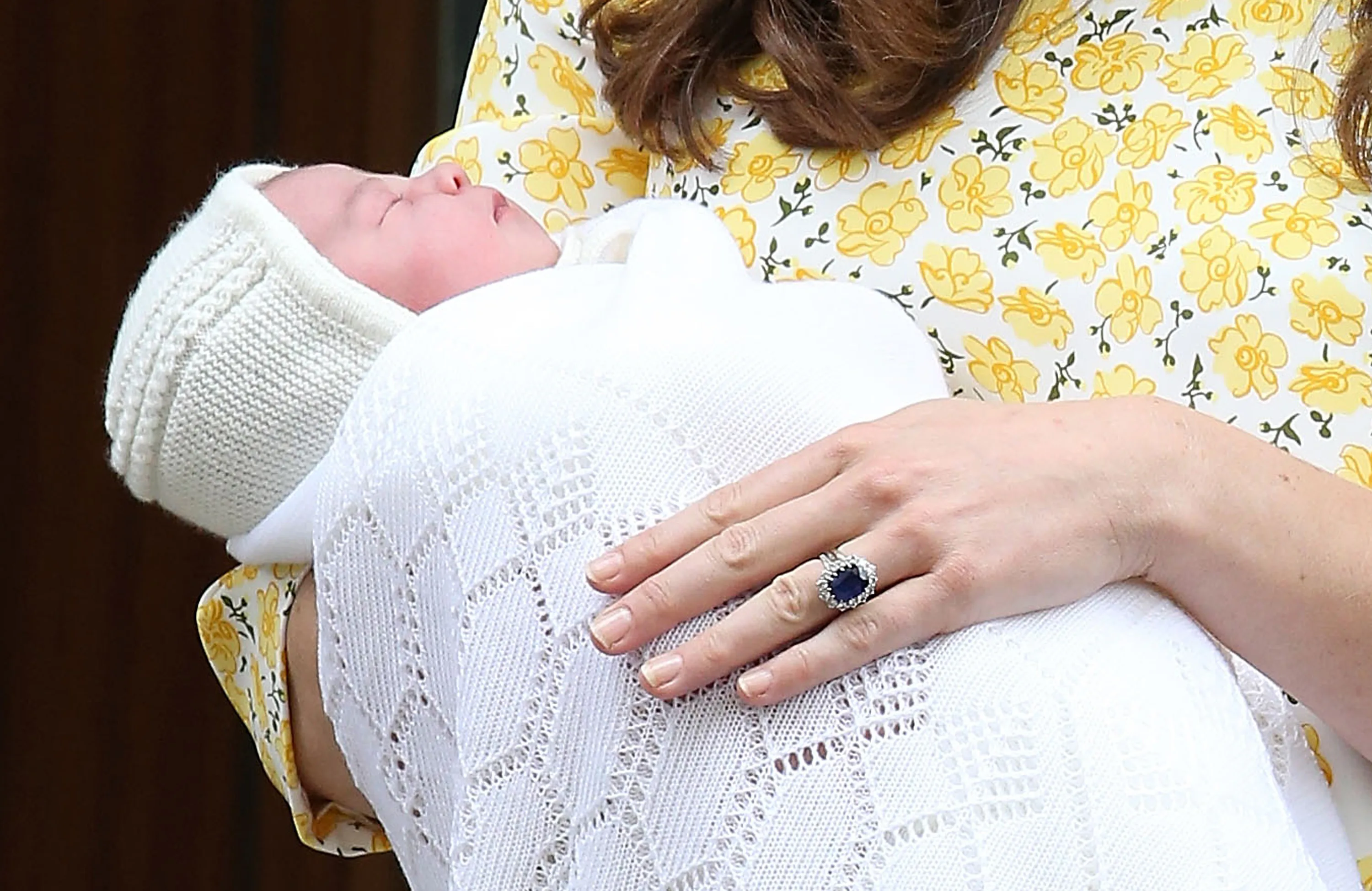 Photos Of Kate Middleton Leaving The Hospital All Three Times Show How ...