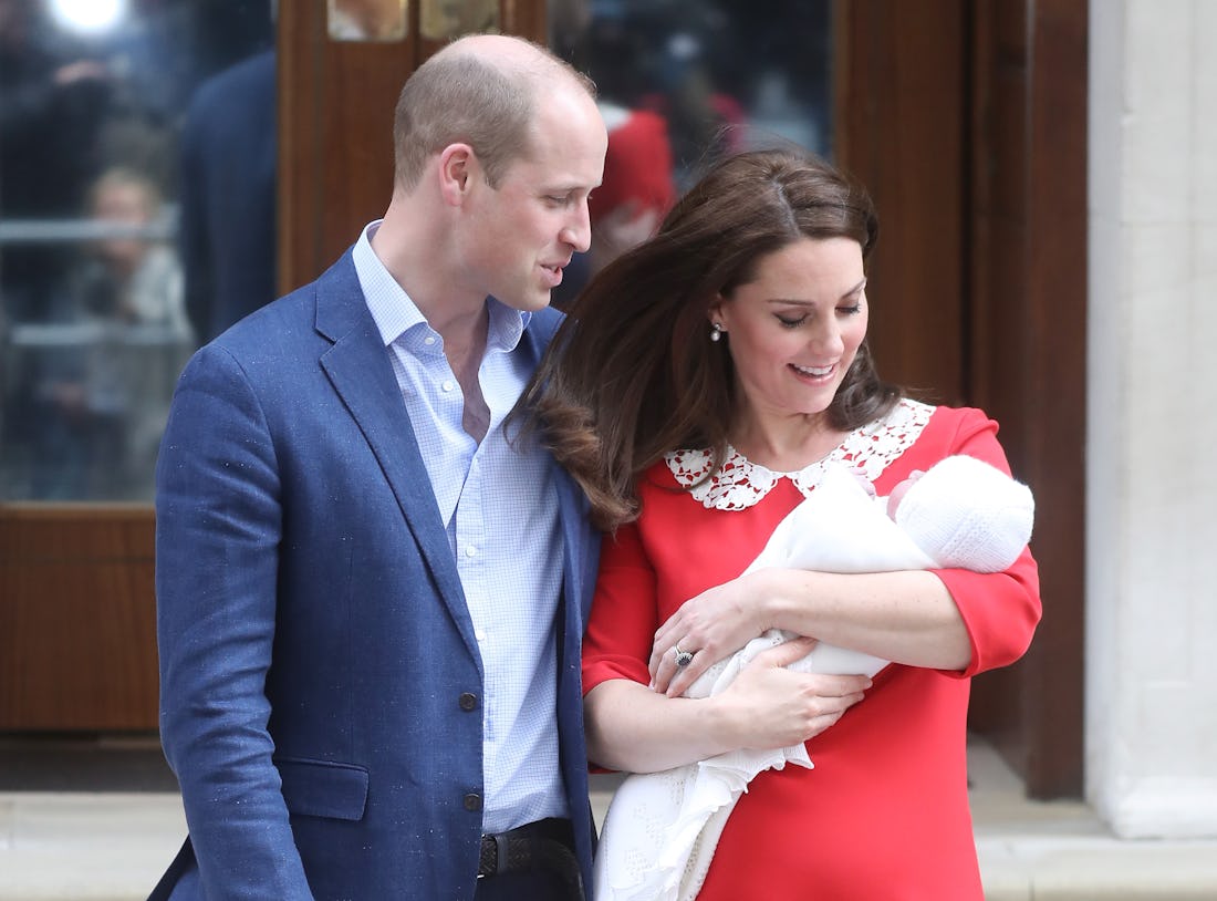 Photos Of Kate Middleton Leaving The Hospital All Three Times Show How ...