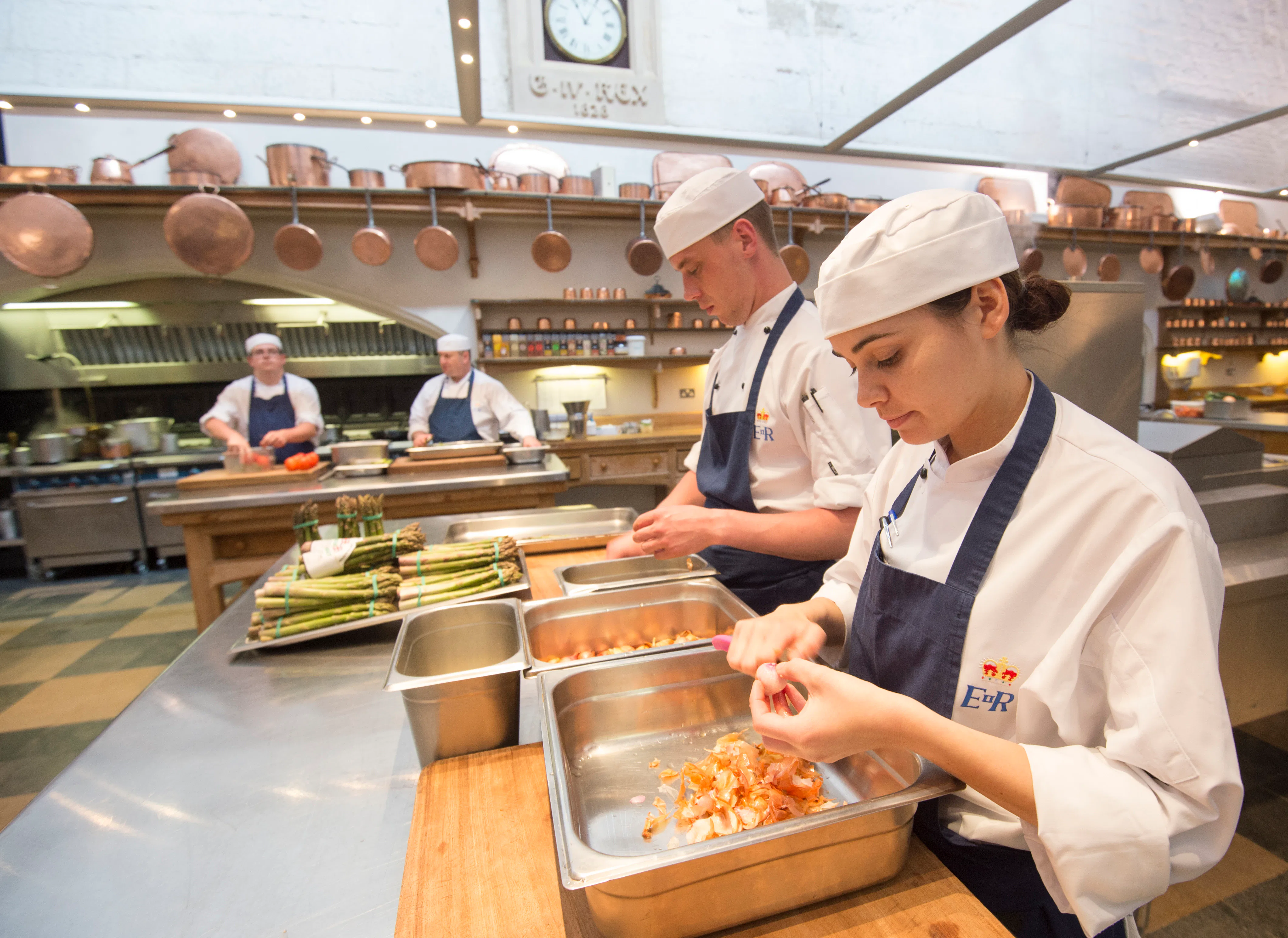 The Royal Wedding Menu Preparations Were Revealed By Kensington Palace ...