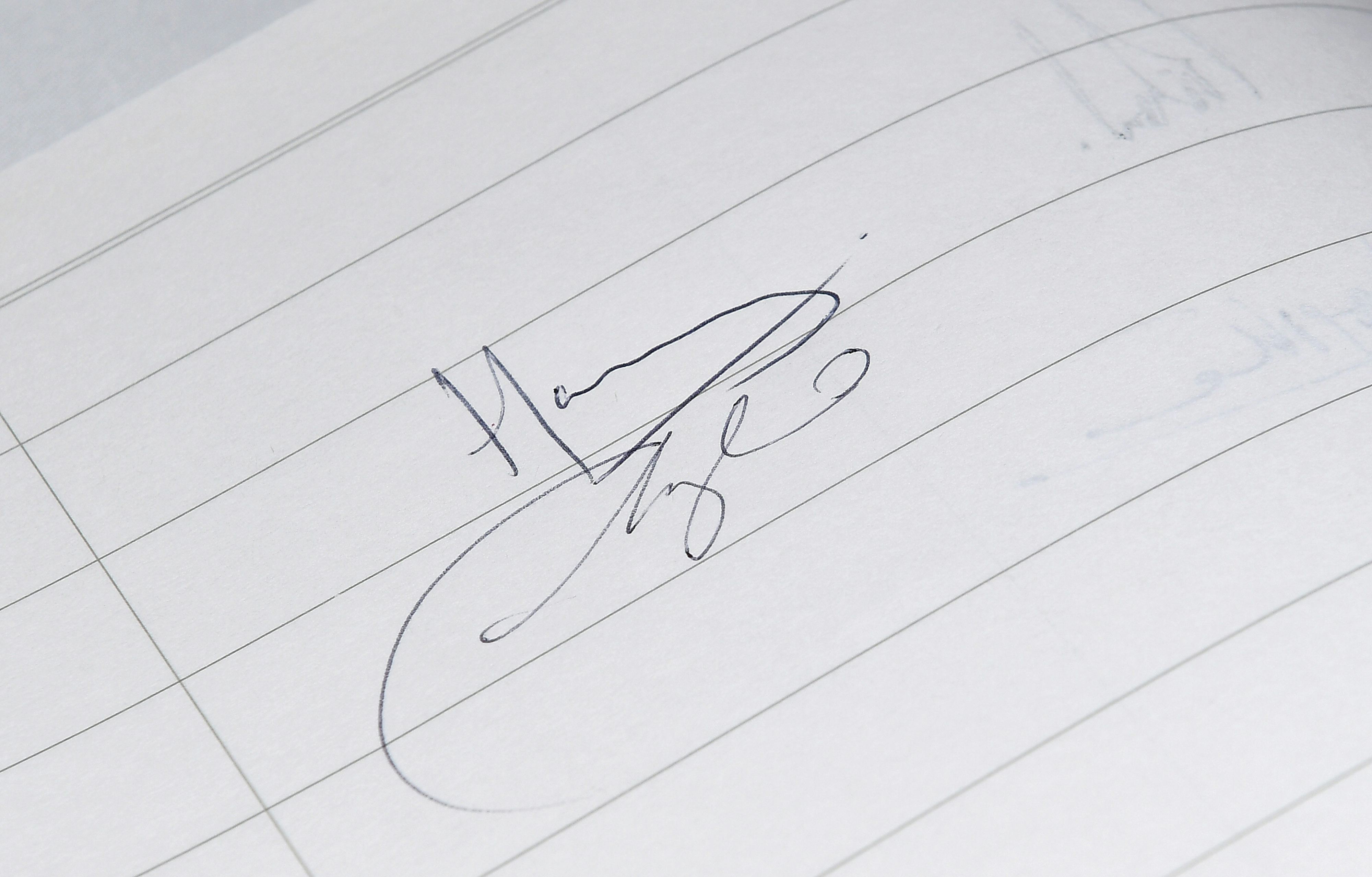 Meghan Markle's Handwriting Has Been Analysed By Experts & The Insights ...