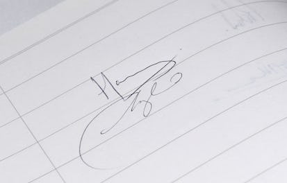 Meghan Markle's Handwriting Has Been Analysed By Experts & The Insights ...