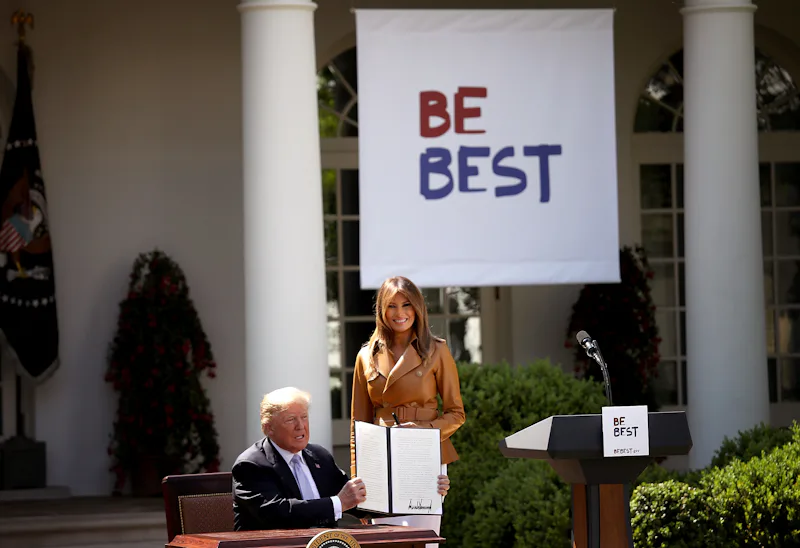 Melania Trump's Signature Looks So Similar To Donald's That It'll ...