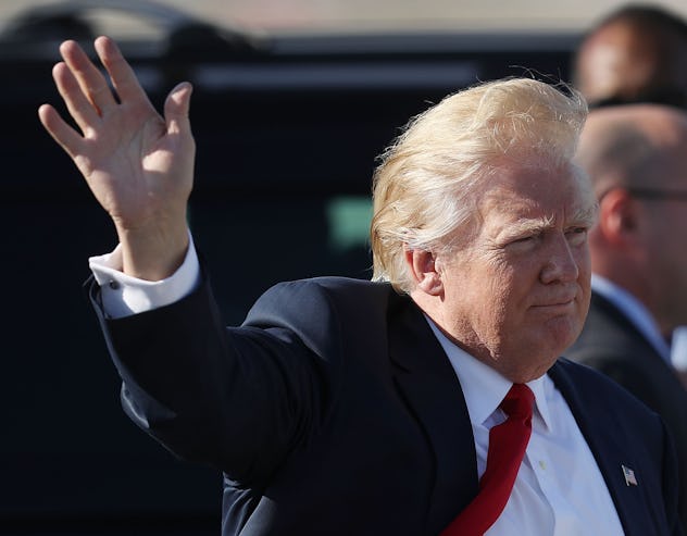 13 Photos Of Donald Trump's Hair, Through Thick & Thin