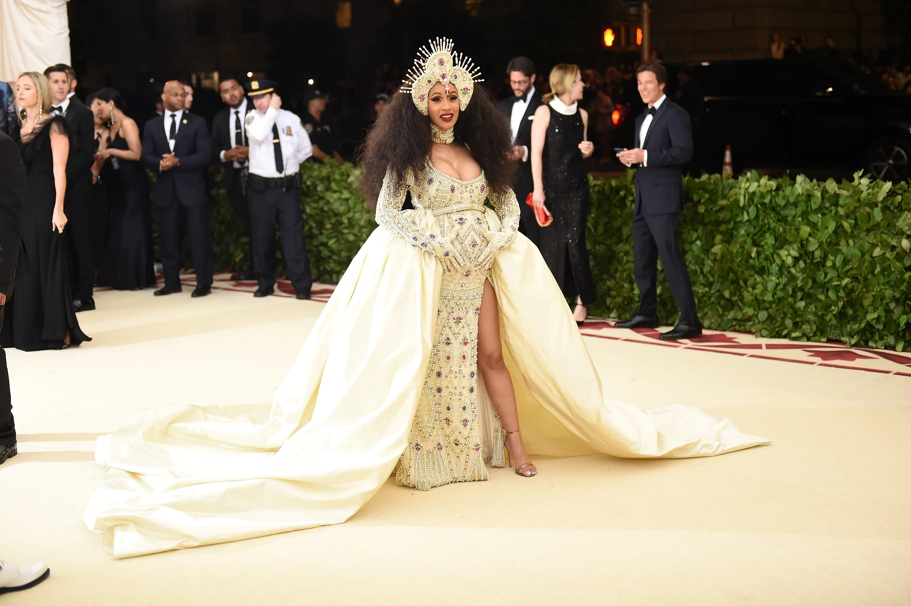 Cardi B's Message To Fans After Giving Birth Will Definitely Touch Your ...