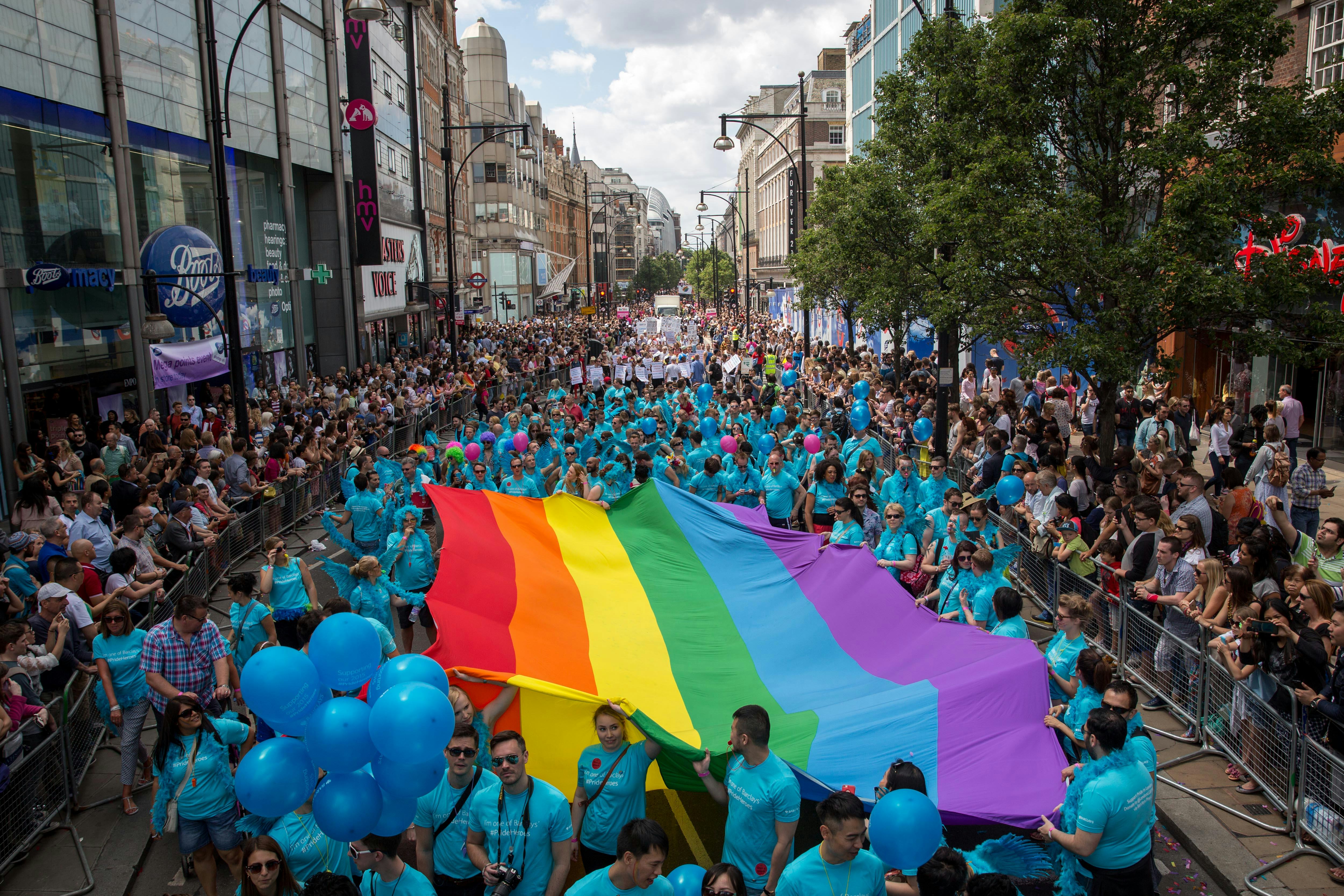 23 Photos Of LGBT Pride Celebrations From Around The World That Will ...