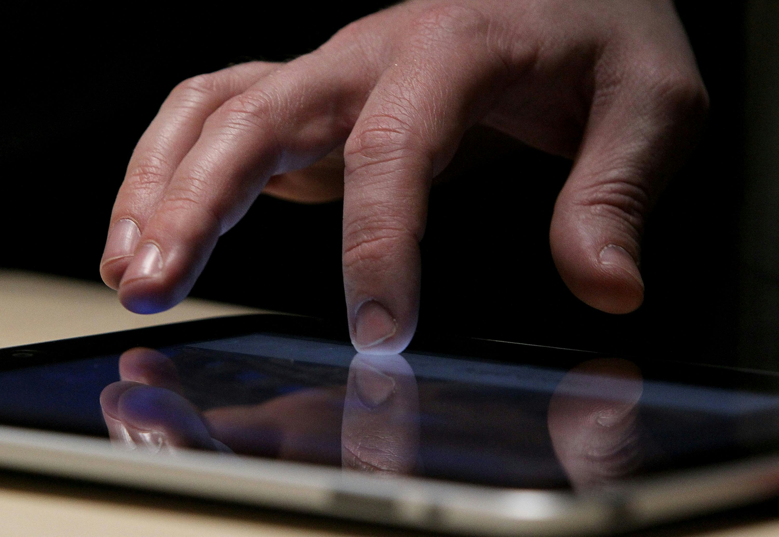 9 Physical Signs You Have Too Much Nervous Energy