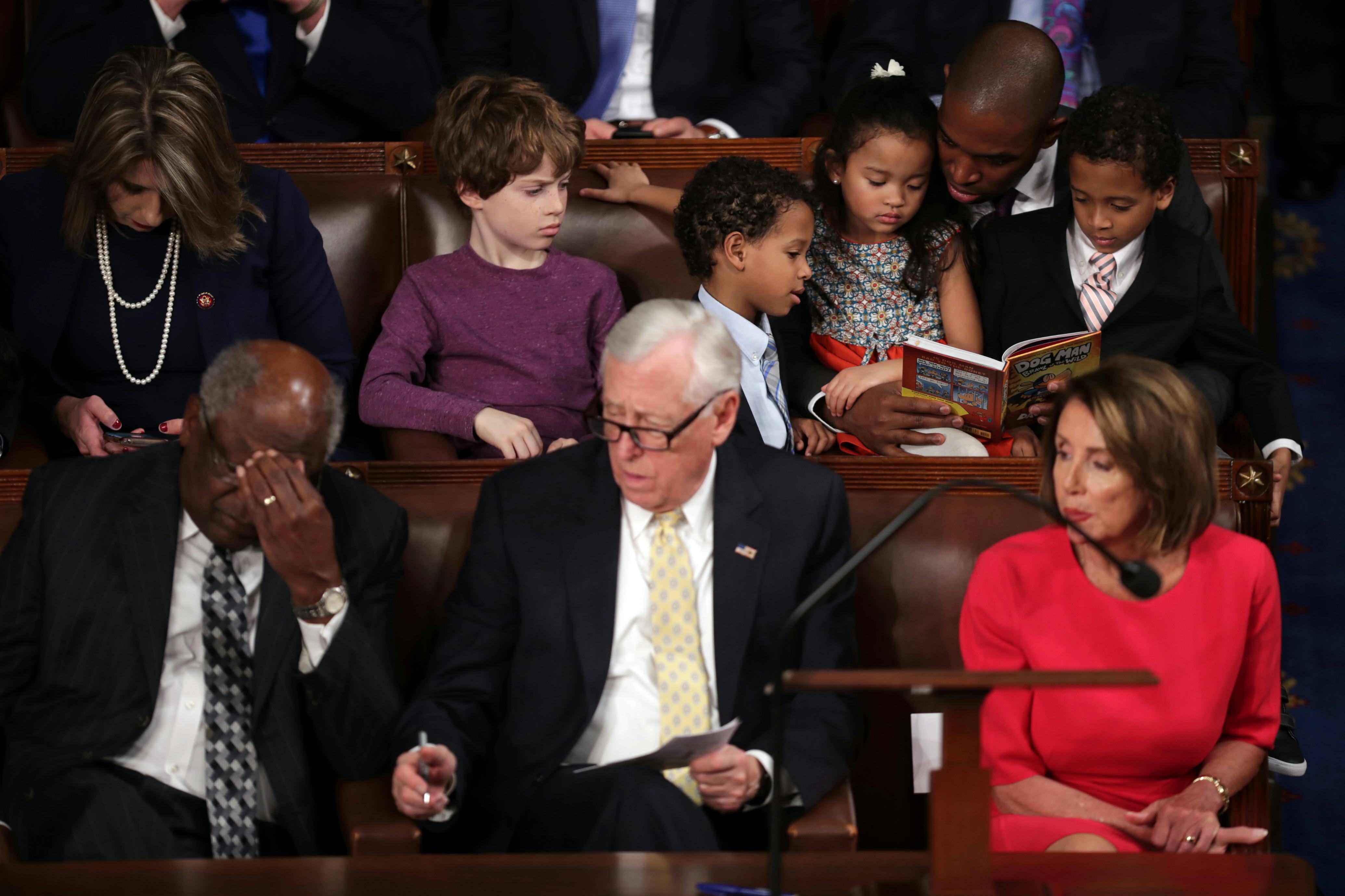 Photos Of New Members Of Congress Being Sworn In Show The New Face Of ...