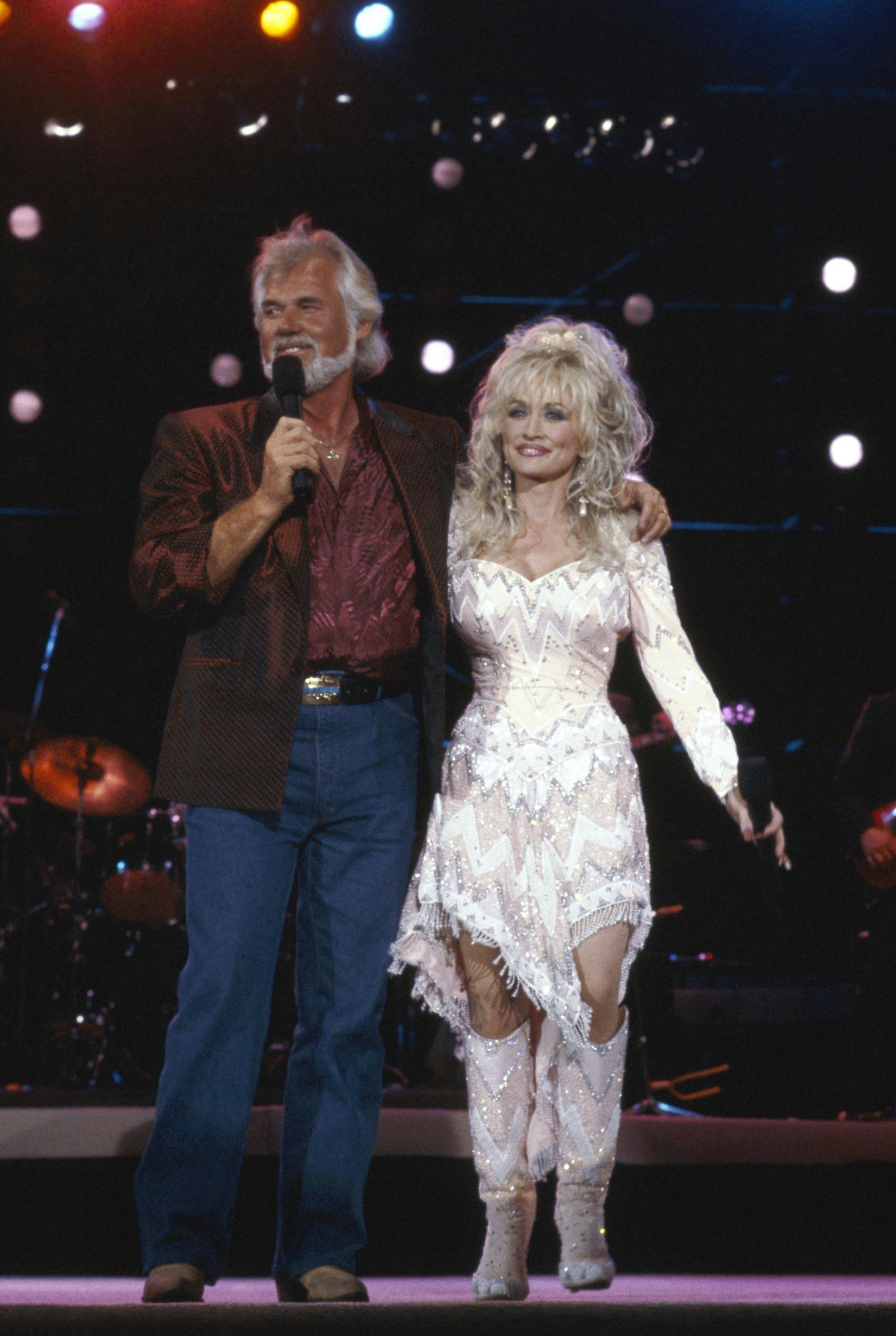Why Dolly Parton’s Style Is Inspiring My Holiday Wardrobe