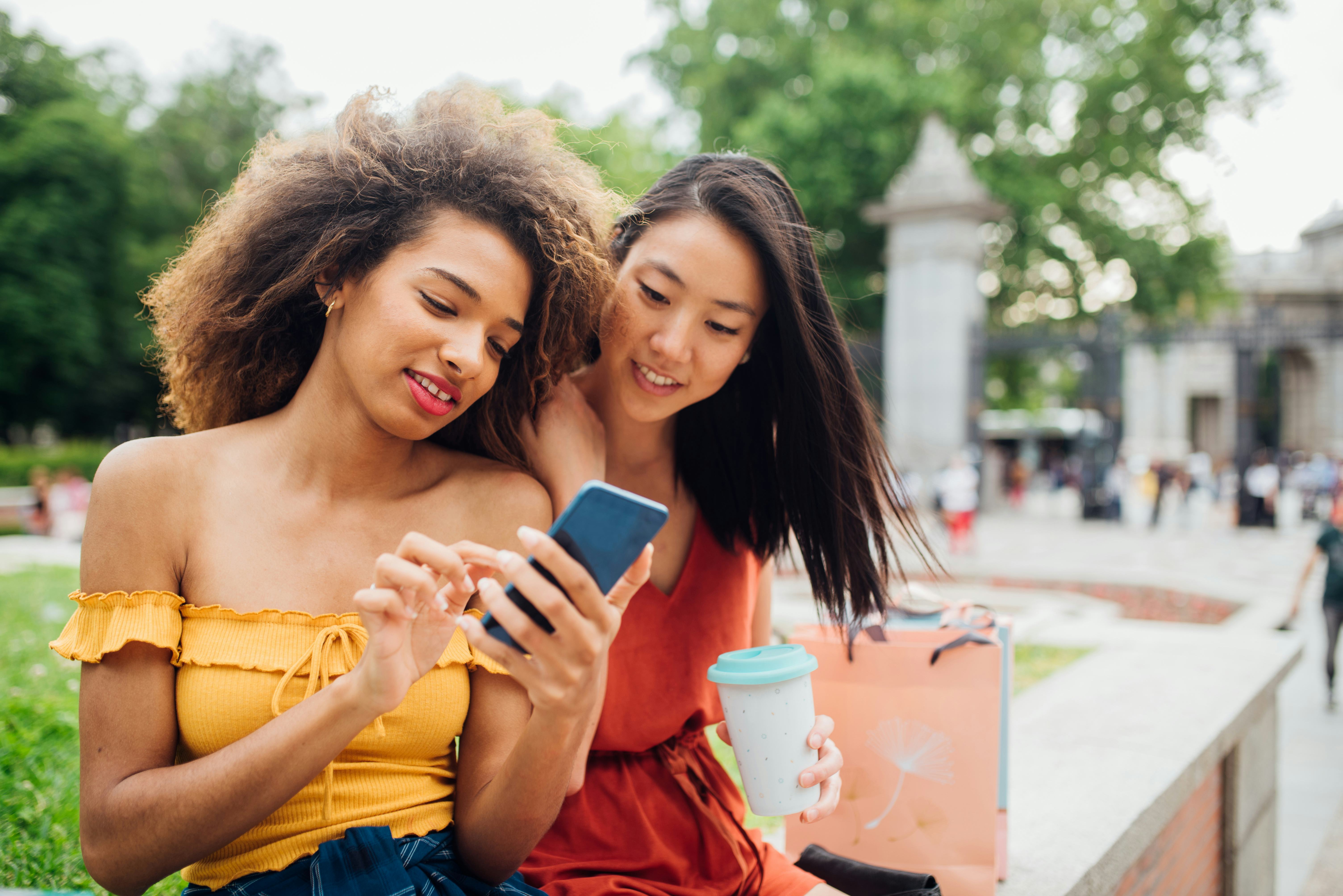 Here's How To Tell if Someone's Single On Instagram