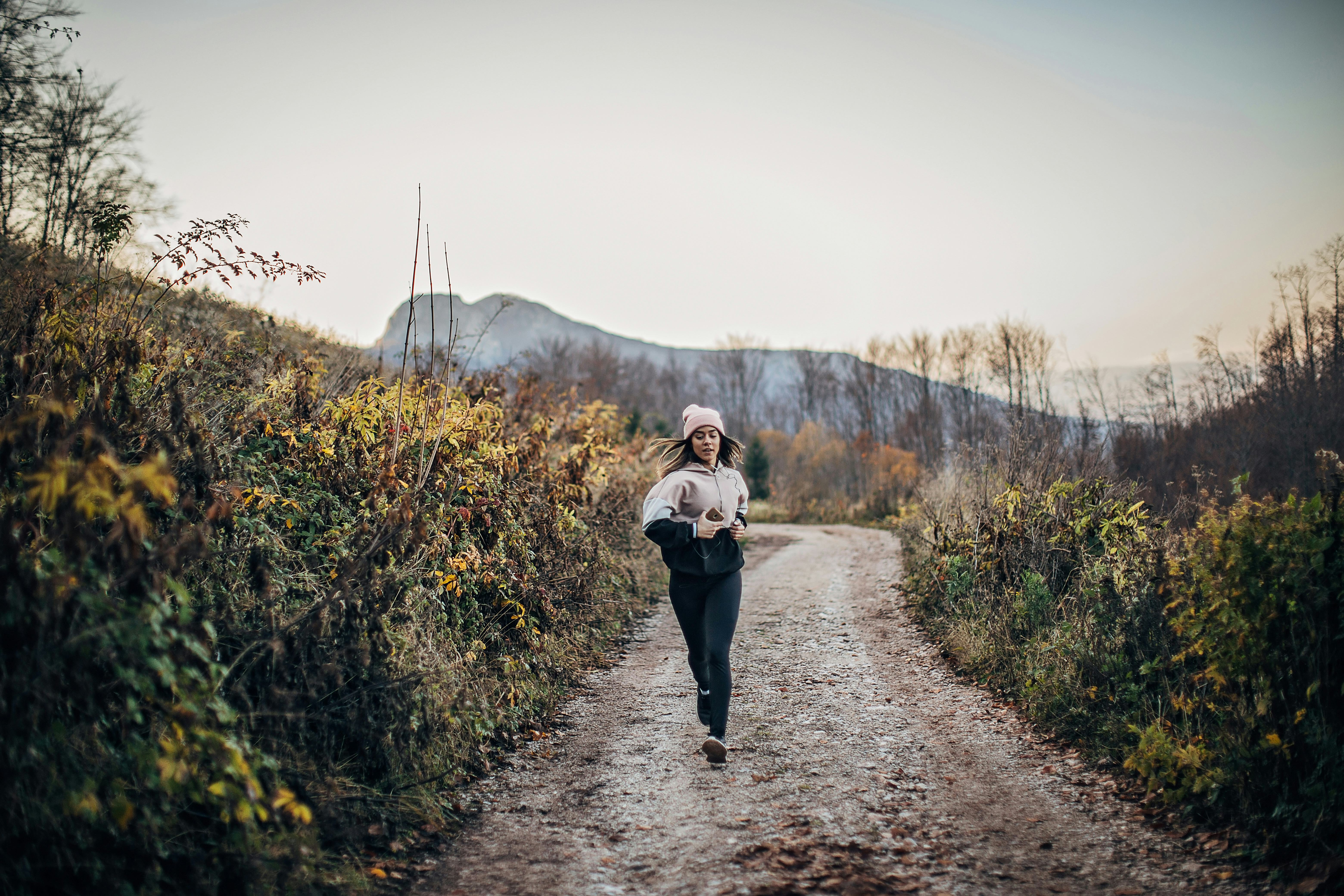 Outdoor Exercises That Are Perfect For Fall