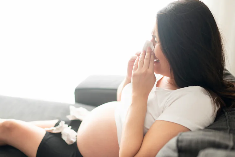 Should I Go To The ER If I Have A Fever While Pregnant Here s What You Should I Go To The ER If I Have A Fever While Pregnant Here s What You