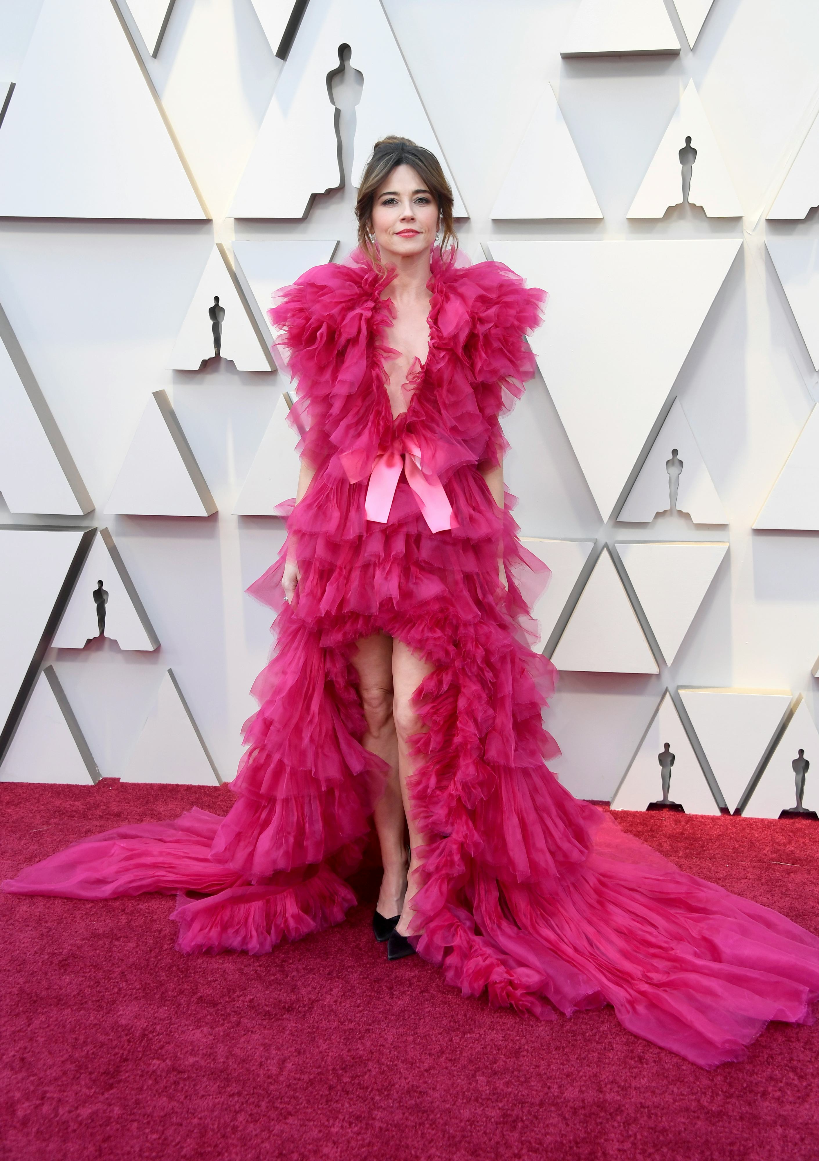 Pink Oscars Gowns Are Dominating The 2019 Red Carpet & It’s Seriously ...
