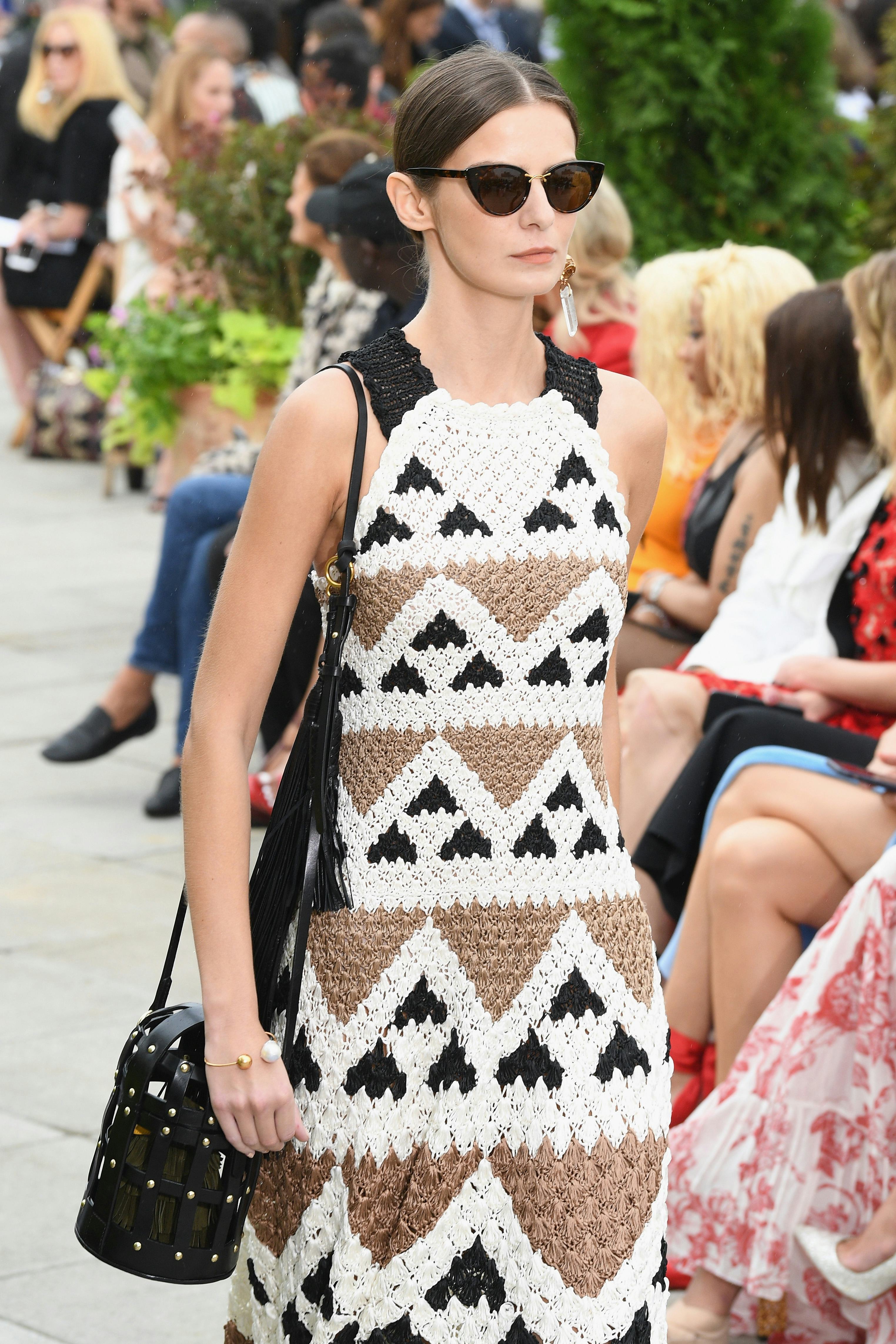 These Spring 2019 Fashion Trends Prove That Bright & Colorful Days Are ...