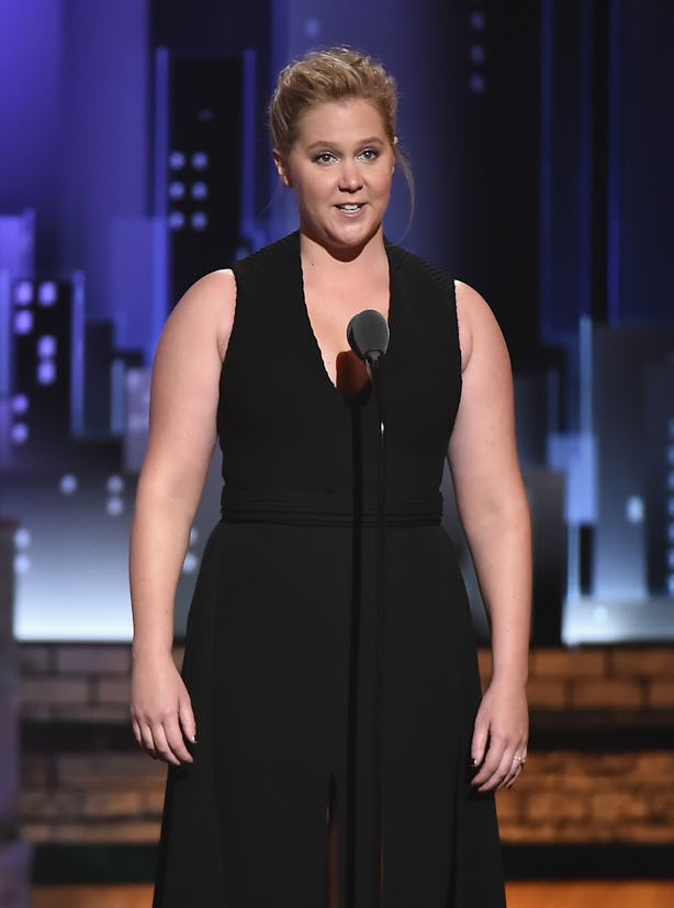 Amy Schumers Video About Putting On Socks While Pregnant Is Spot On