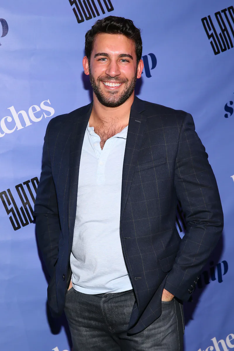 Derek From 'Bachelorette' & Stephanie Pratt Are Planning A Romantic ...