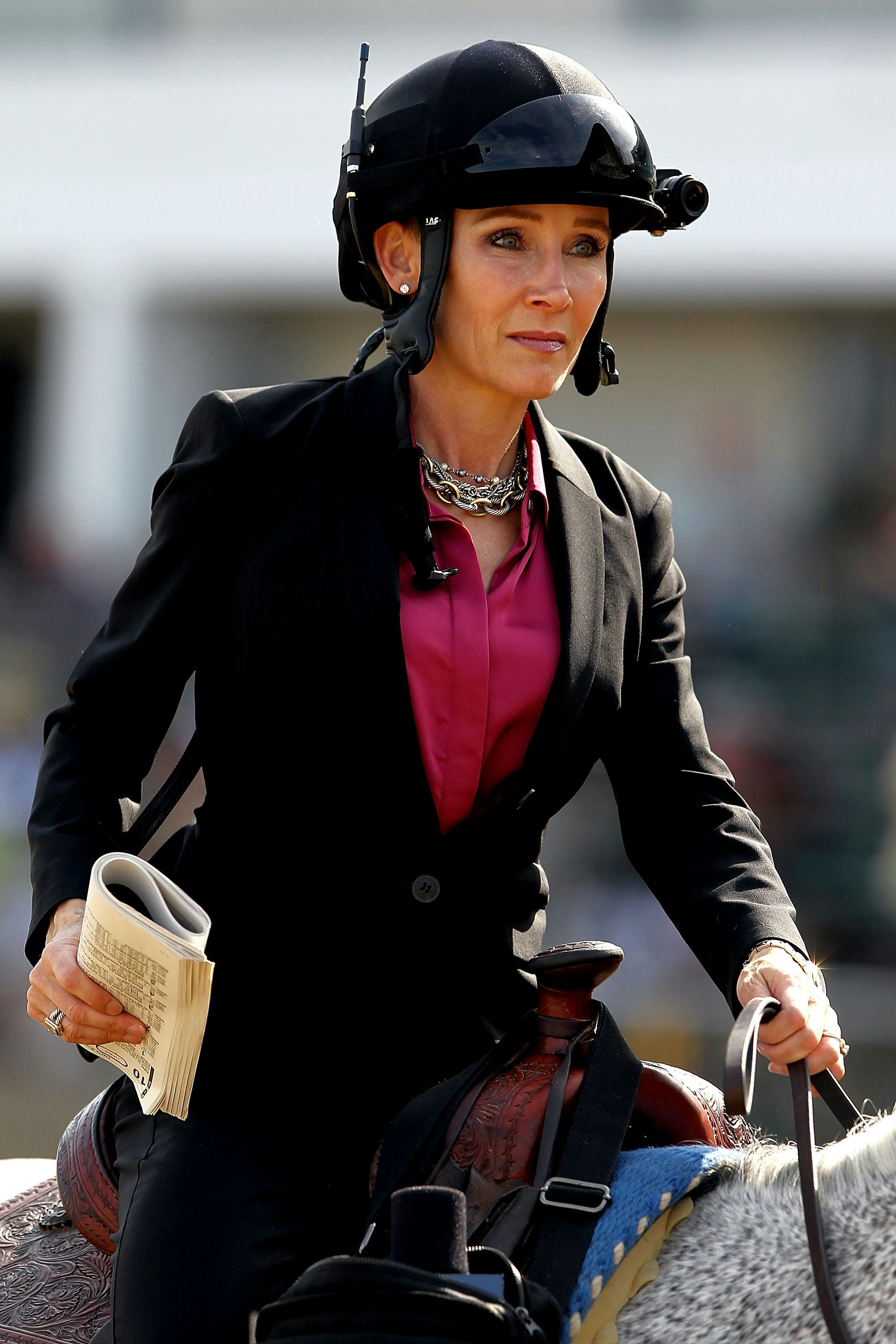 Here's What It's Like To Be A Female Horse Racing Jockey