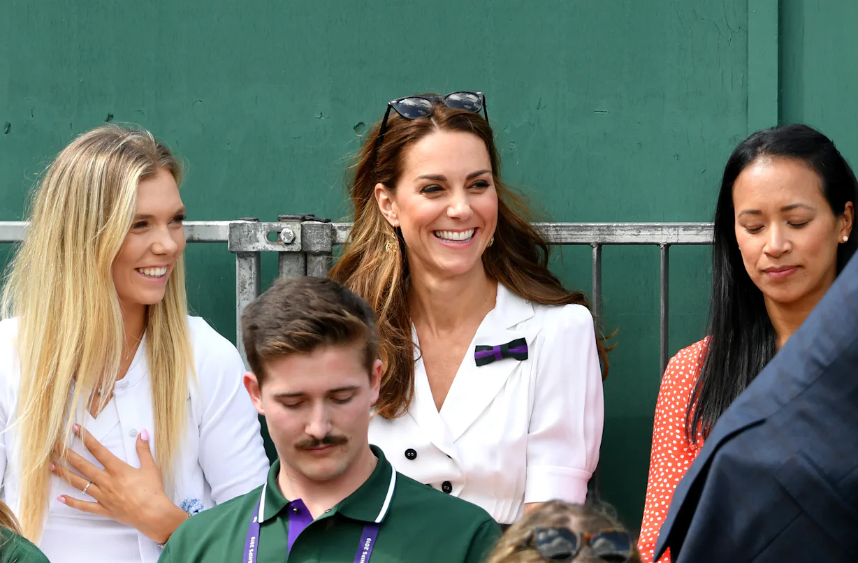 What Does Kate Middleton's Green & Purple Bow At Wimbledon Mean? The ...