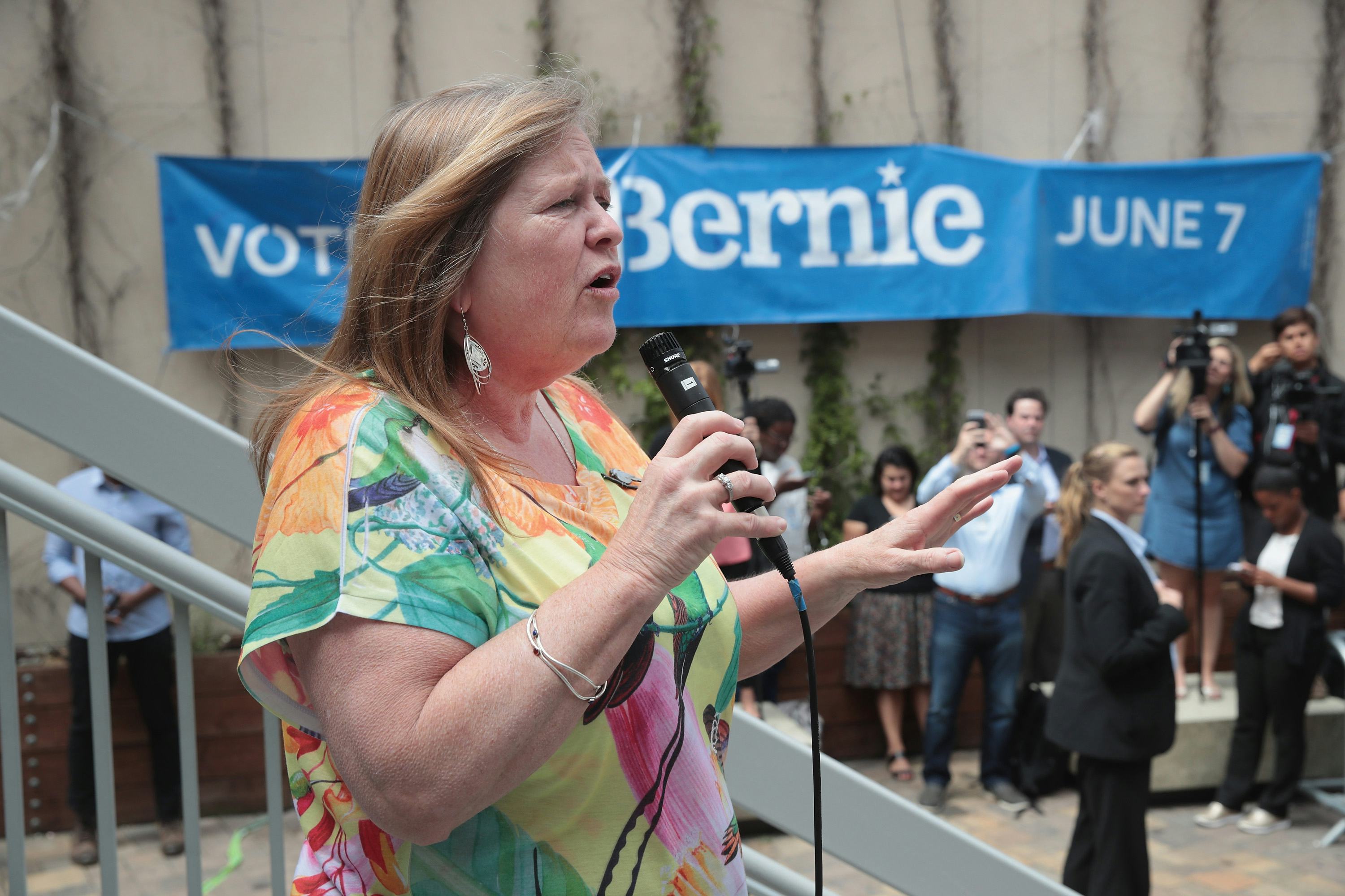 Is Bernie Sanders Married? Jane Sanders Has Been The Backbone Of His Career