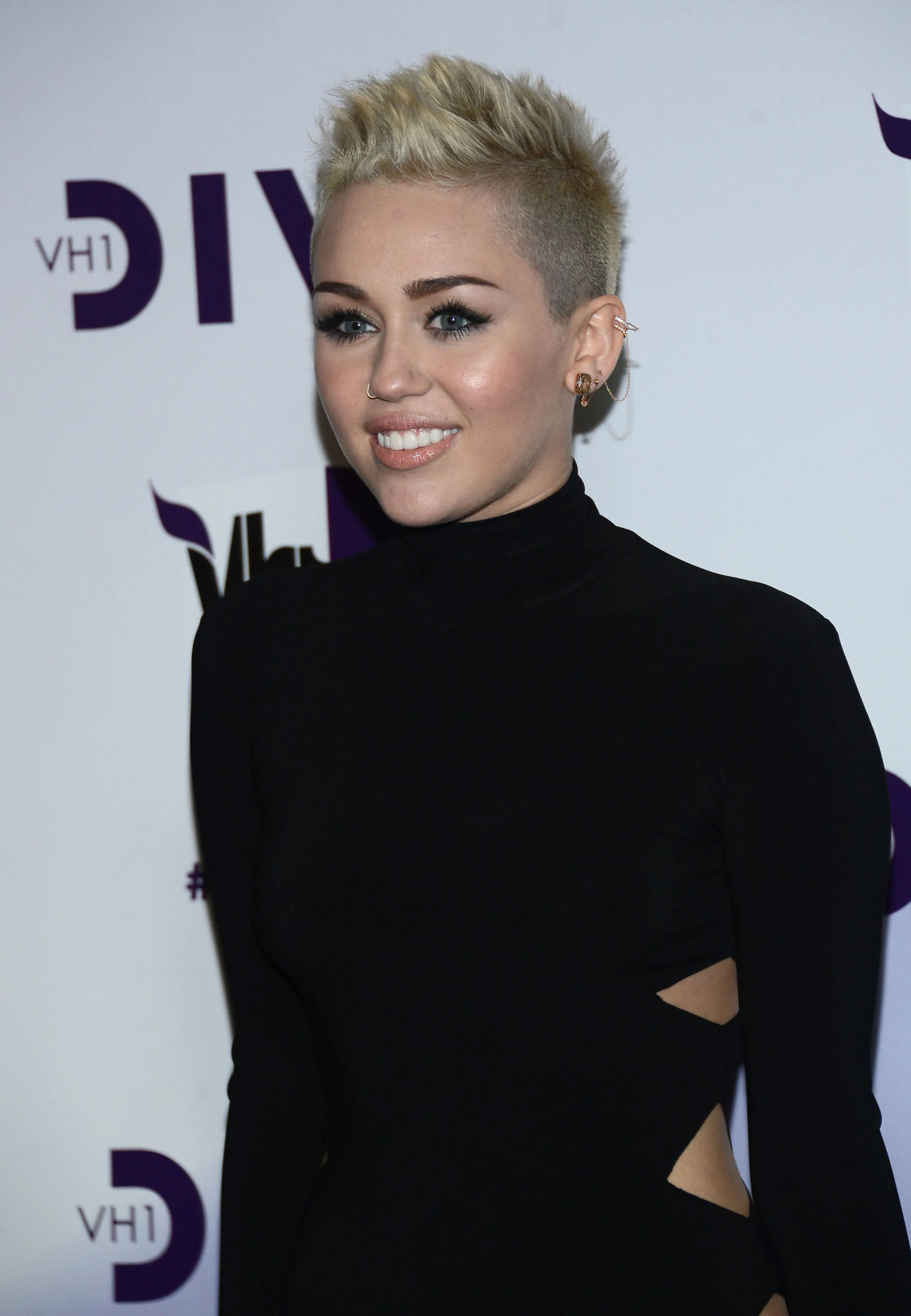 Miley Cyrus' Platinum Hair Color Isn't About Her Breakup