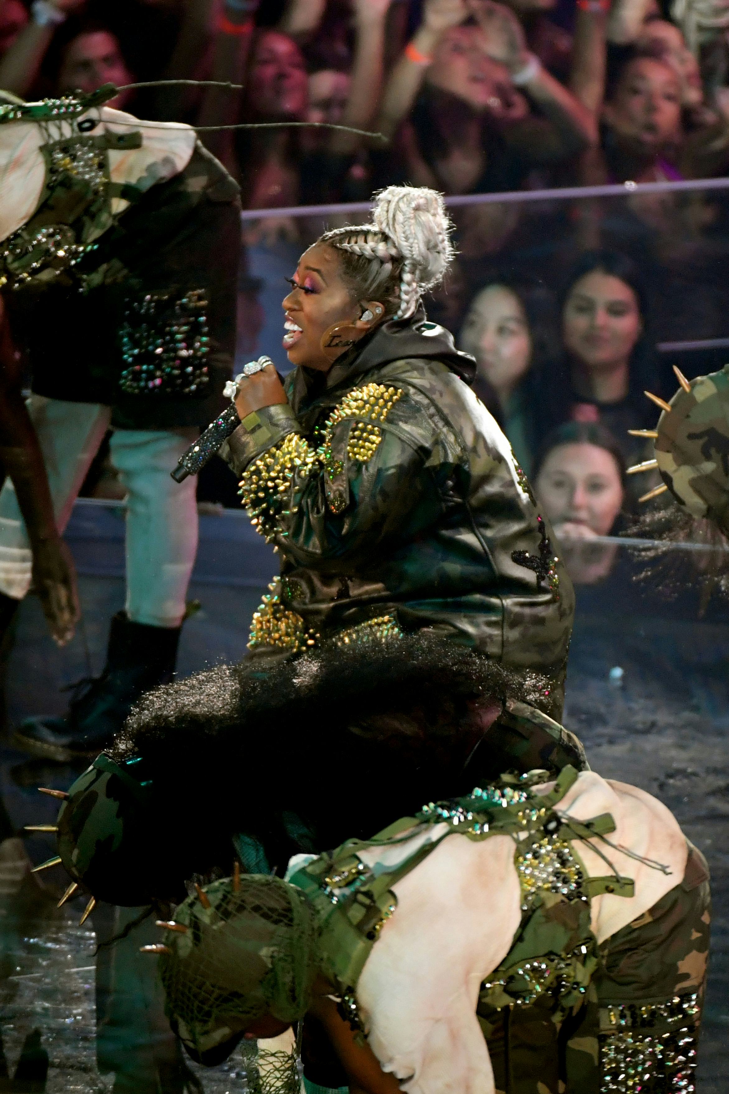 Missy Elliott's 2019 VMA Performance Outfits Will Remind You Of Her ...