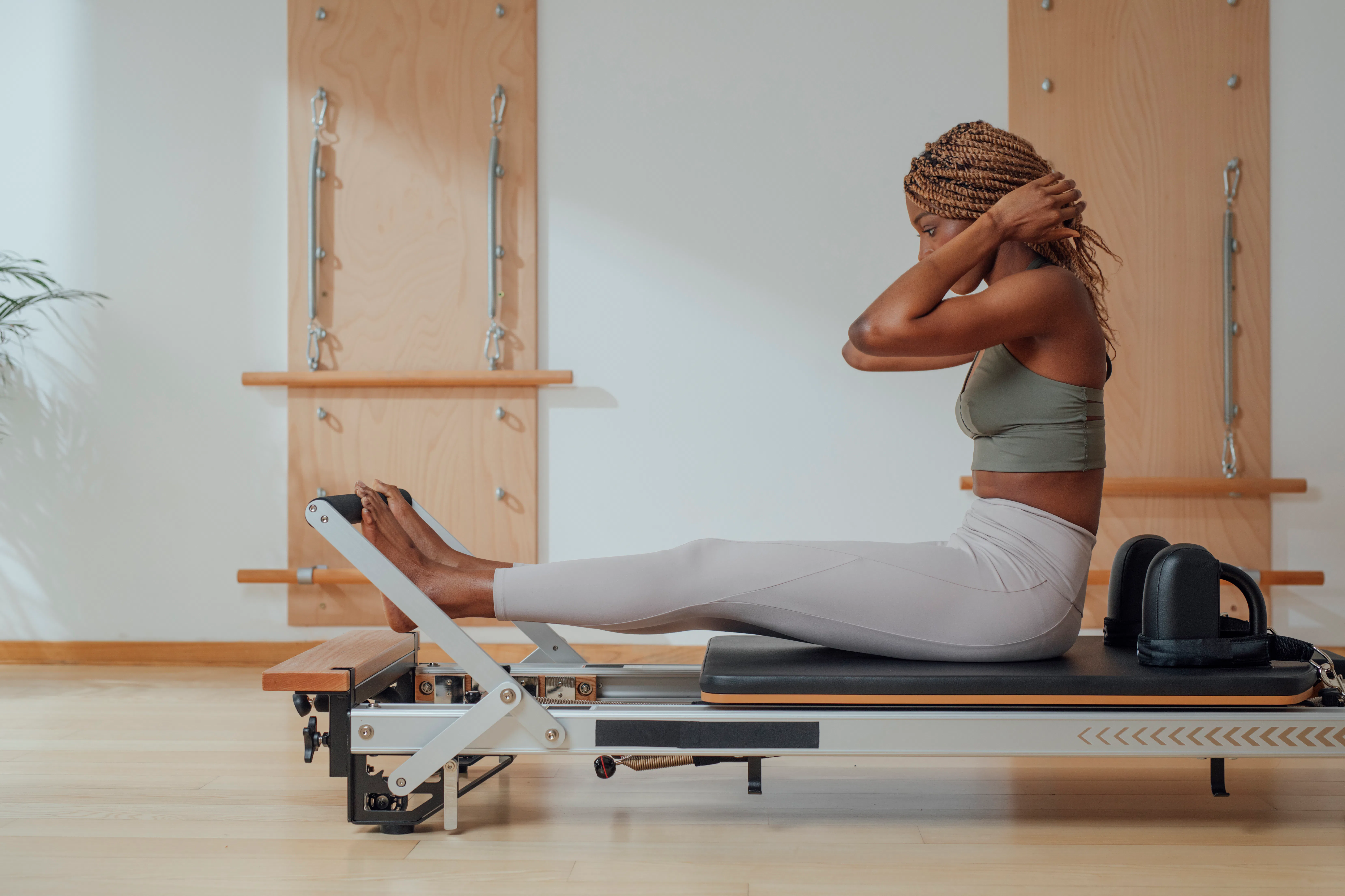 9 Key Differences Between Pilates & Yoga (& How To Know Which Is Right ...