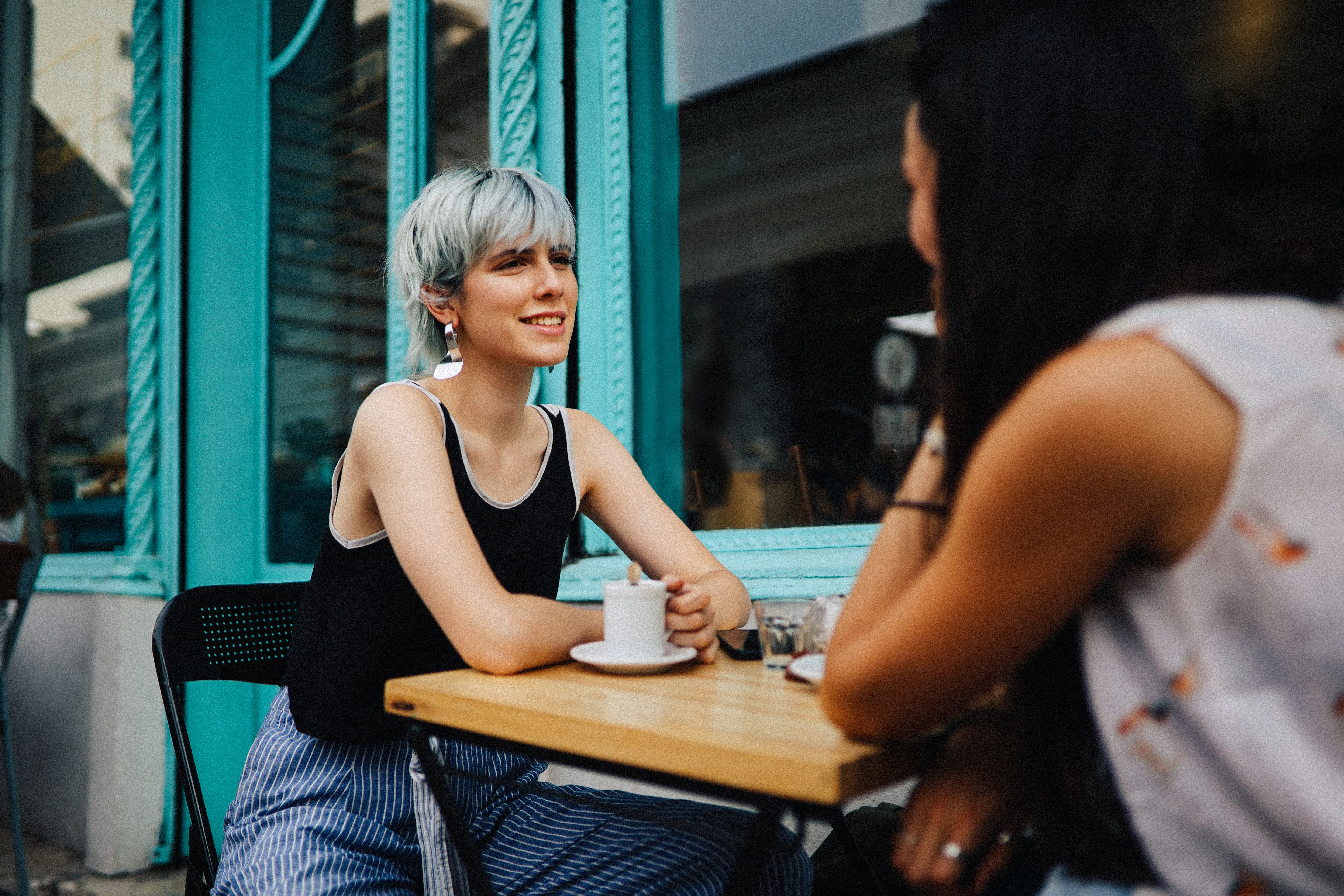 5 Zodiac Signs That Love Deep Conversations With Their Partner