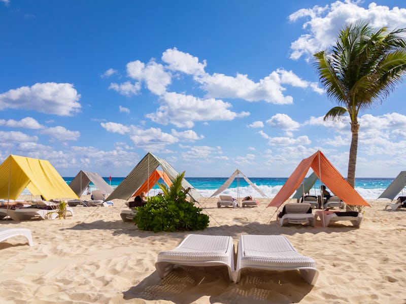 What To Pack For Cancun If You're Hitting Up The Beach For Spring Break