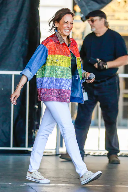 25 Kamala Harris' Outfits That Prove She's The Best At Power Dressing