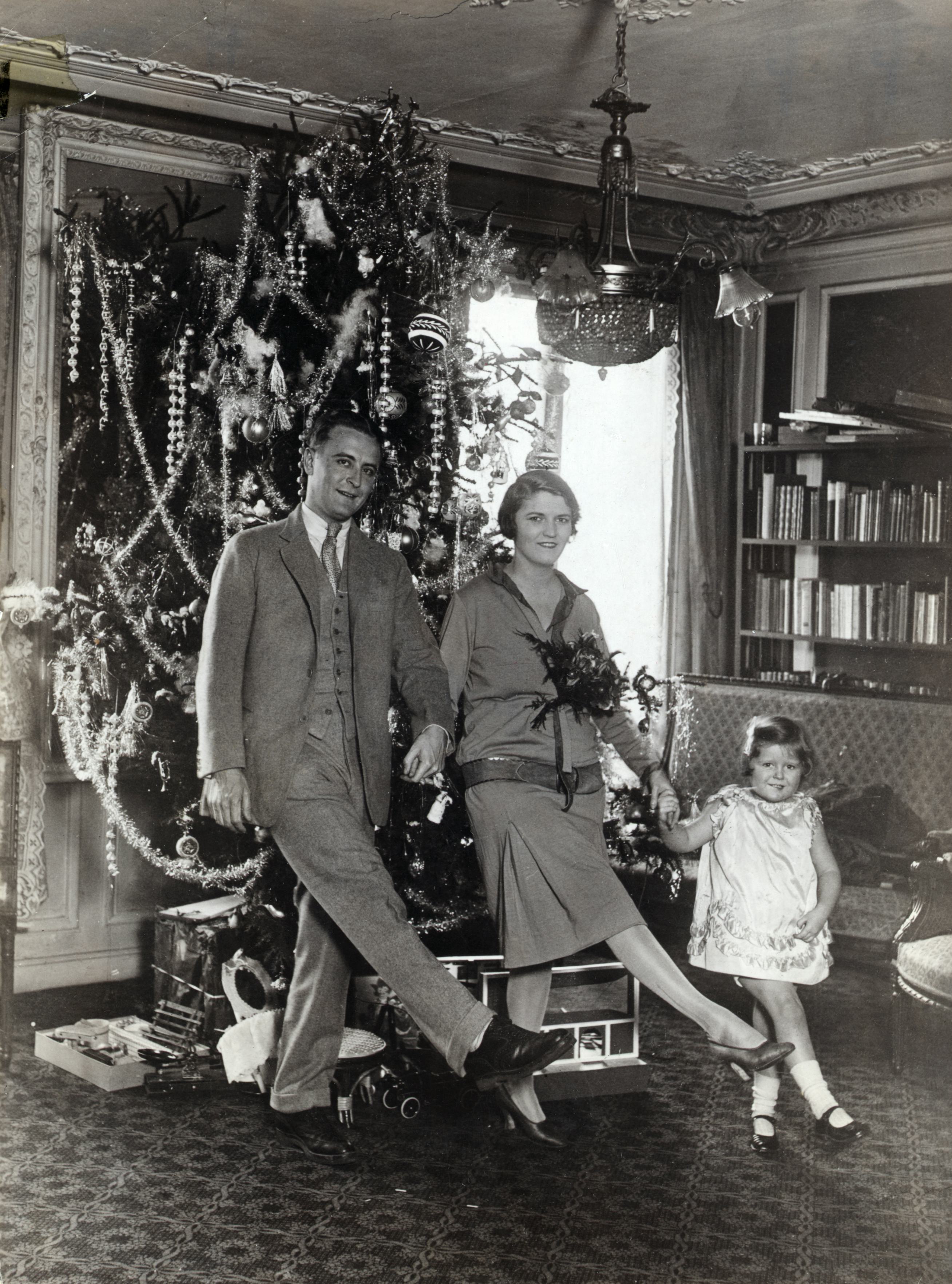 23 Retro Holiday Style Photos You Haven't Seen Before