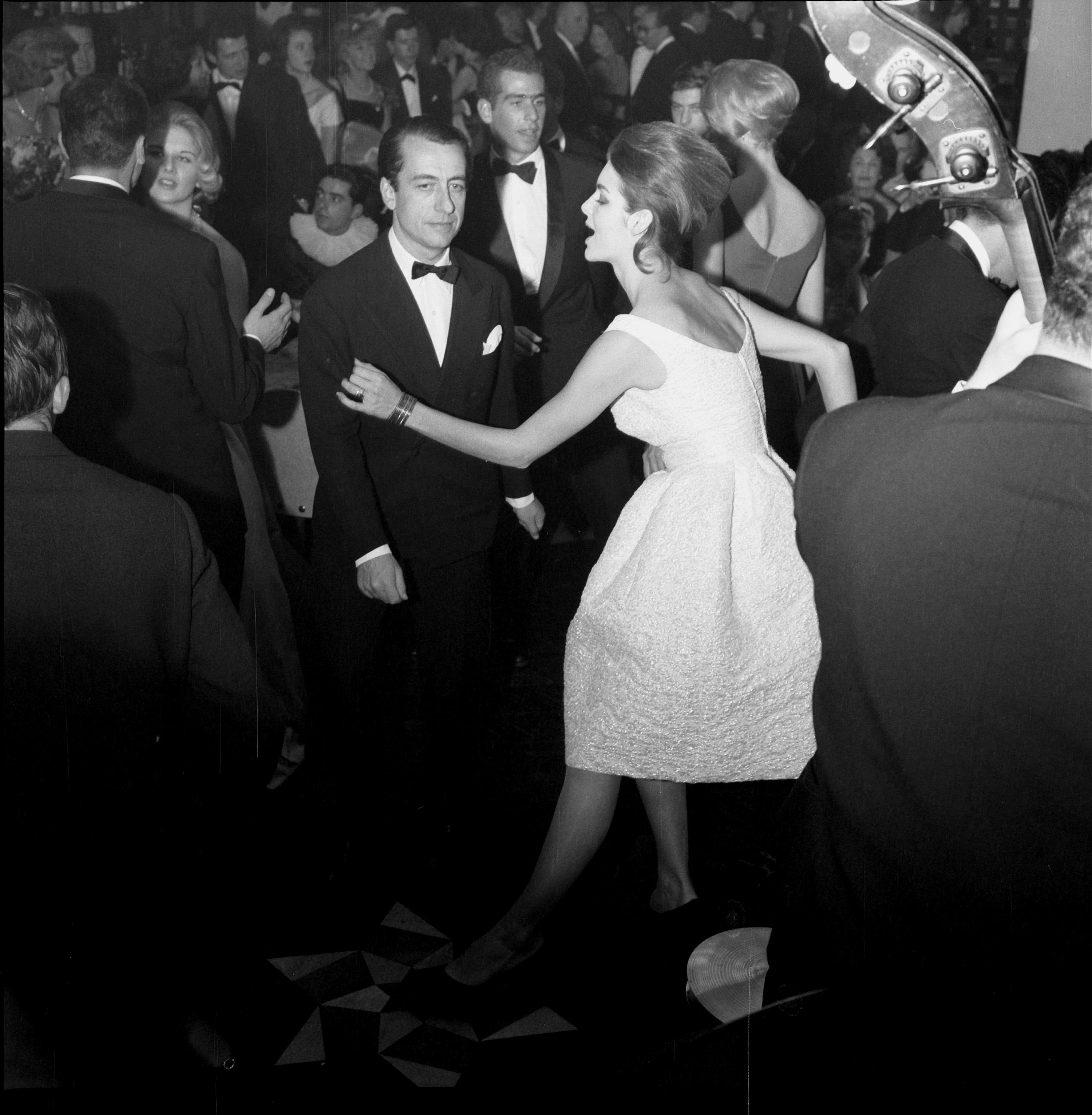 23 Retro Holiday Style Photos You Haven't Seen Before