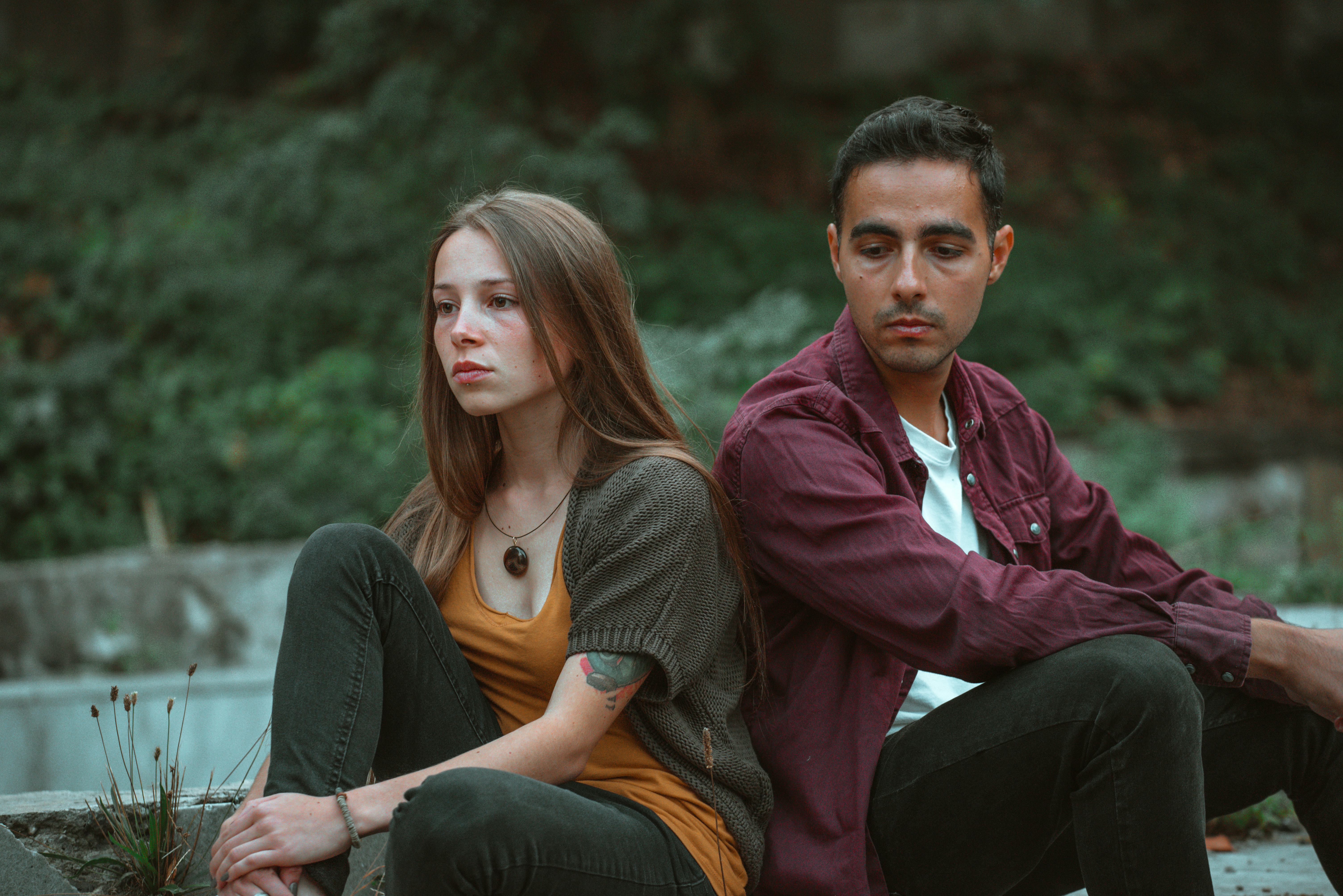 20 Creepy Habits Untrustworthy People Have In Common