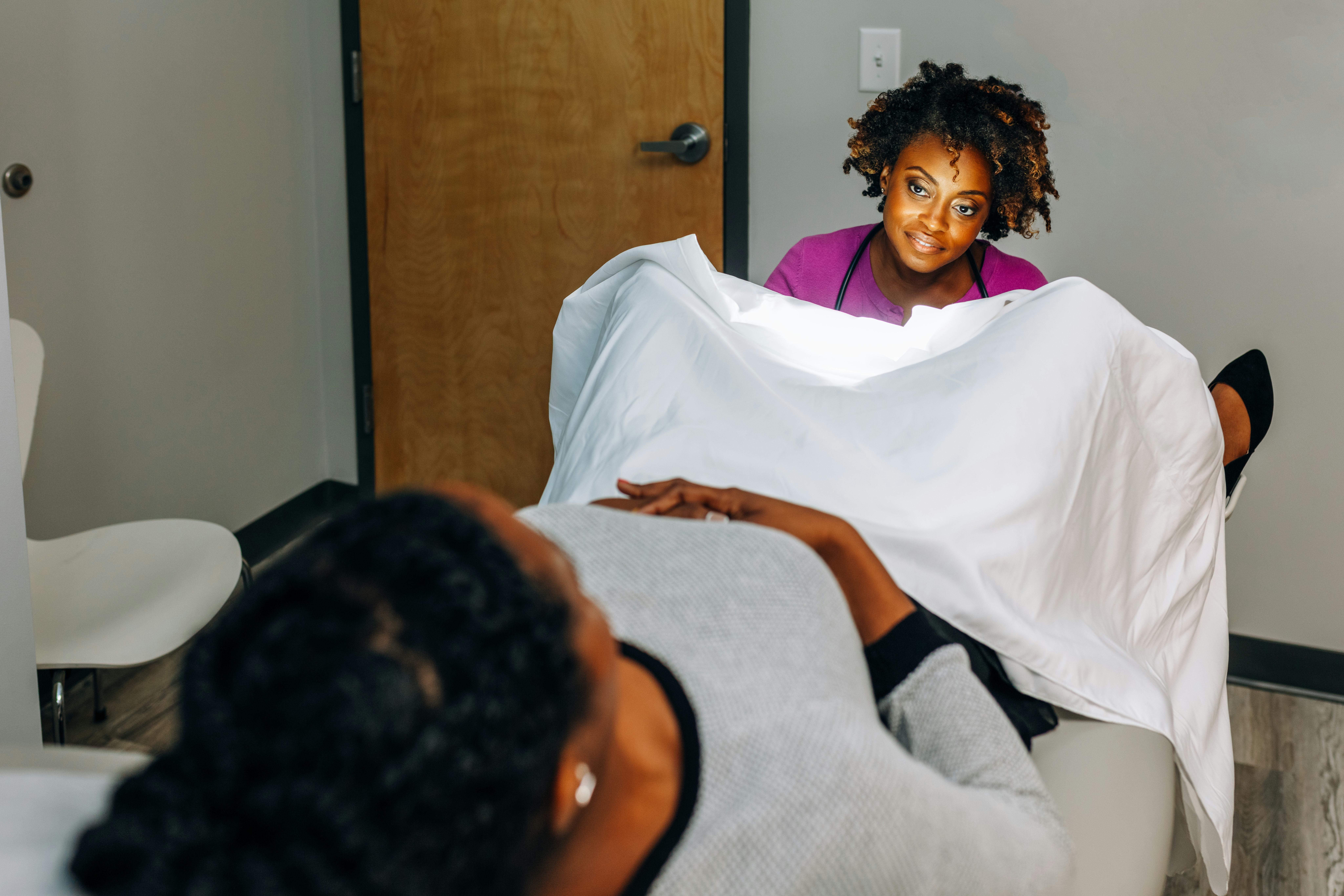 What Is Vaginal Douching? 3 Experts Come Clean About The Practice