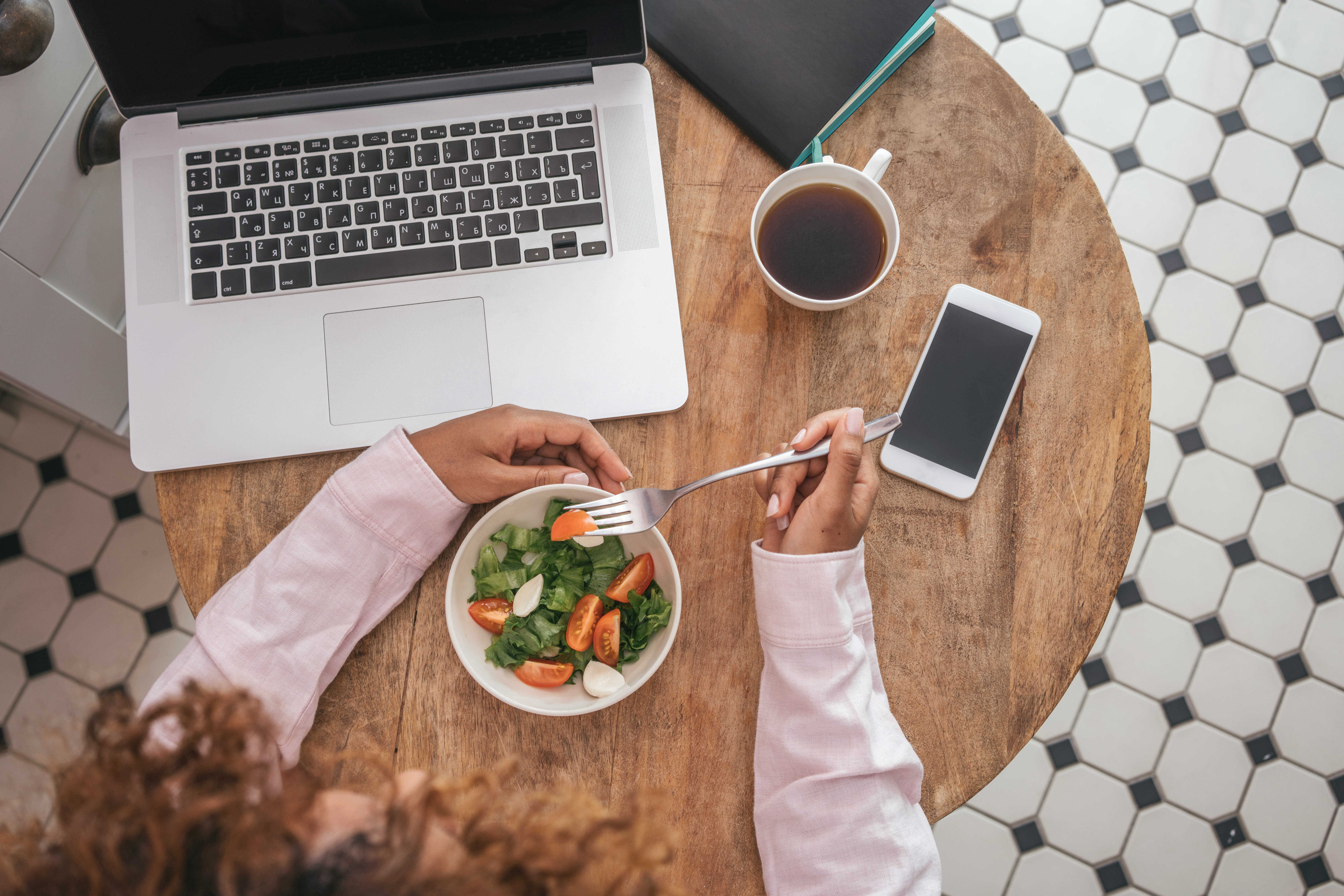 How To Become A Vegetarian, According To 7 People Who’ve Been There