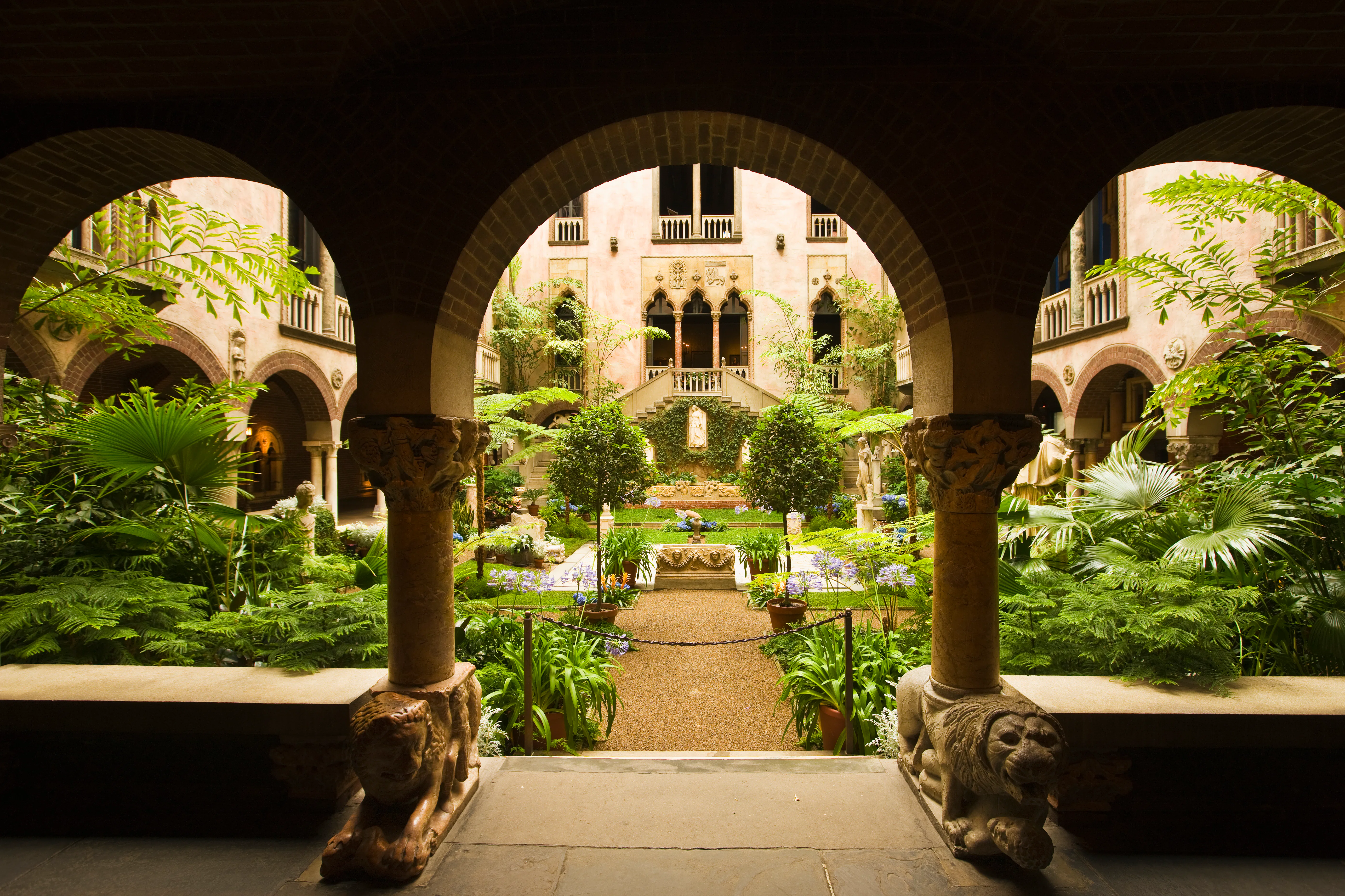 8 Virtual Museum Tours That Let You See The Sights From Your Couch